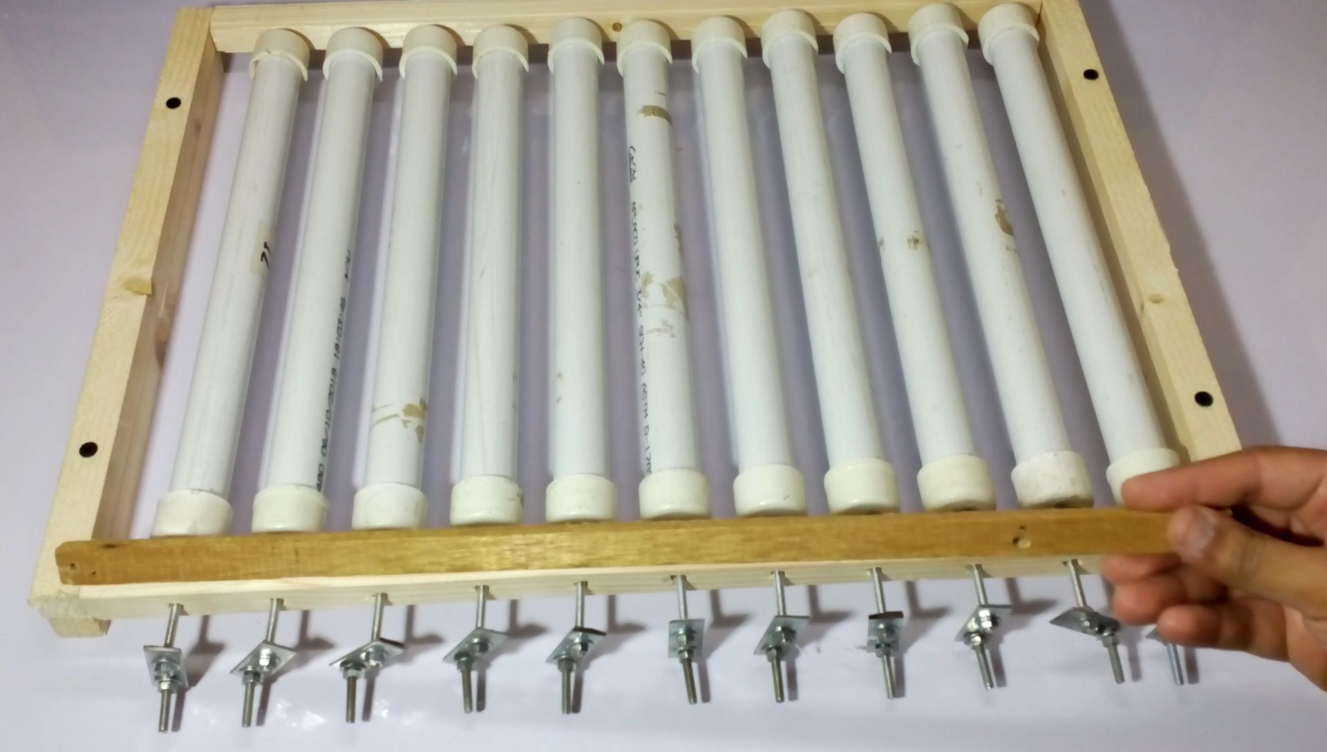 Automatic Egg Turner for Incubator : 9 Steps (with Pictures ...