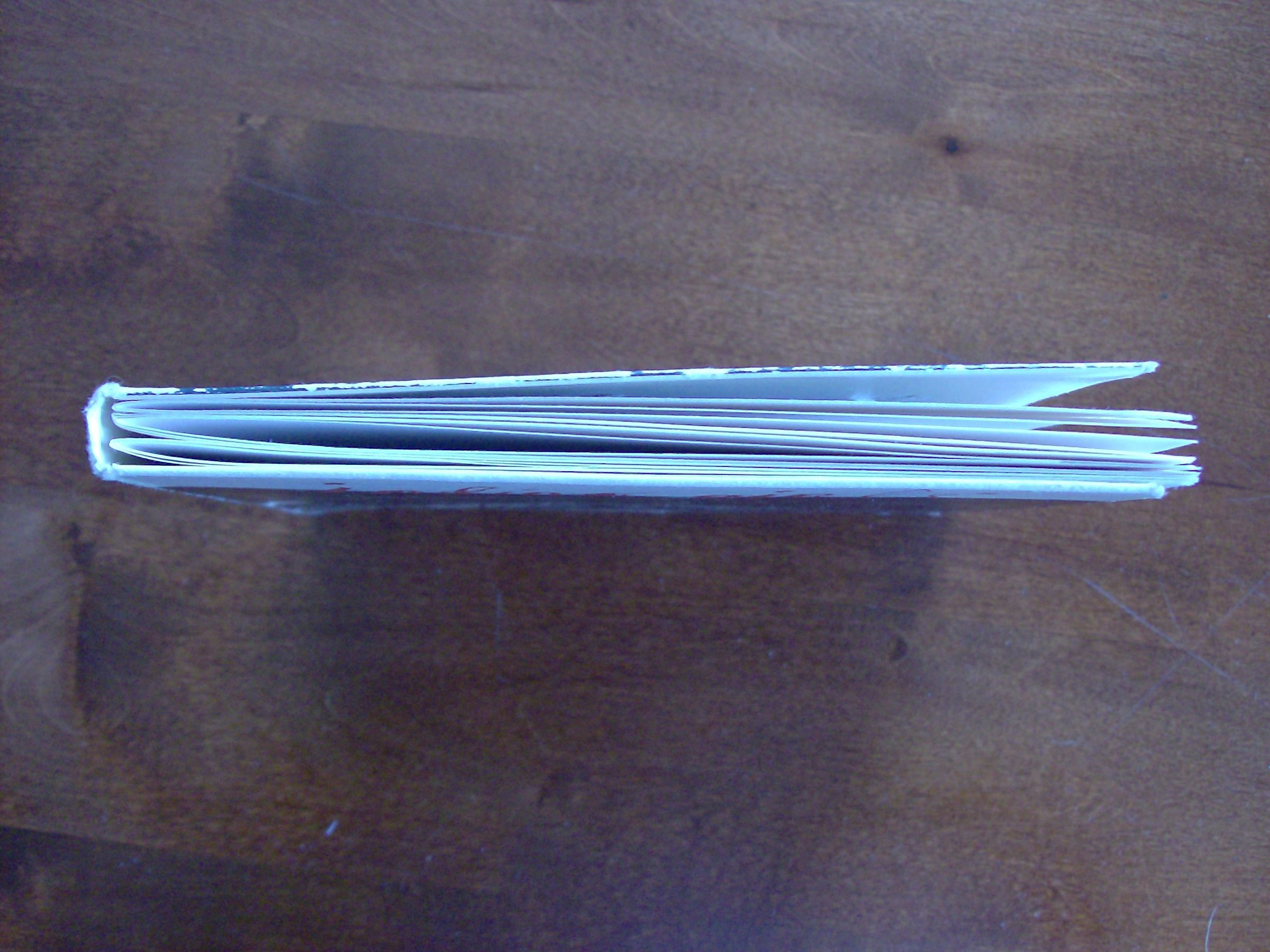 Upcycle Your Old CD Covers : 6 Steps - Instructables