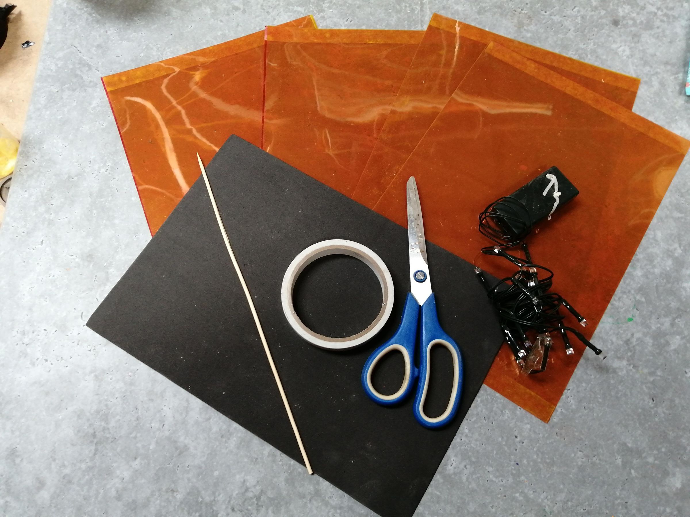 Easy Halloween Pumpkin Lantern : 6 Steps (with Pictures) - Instructables