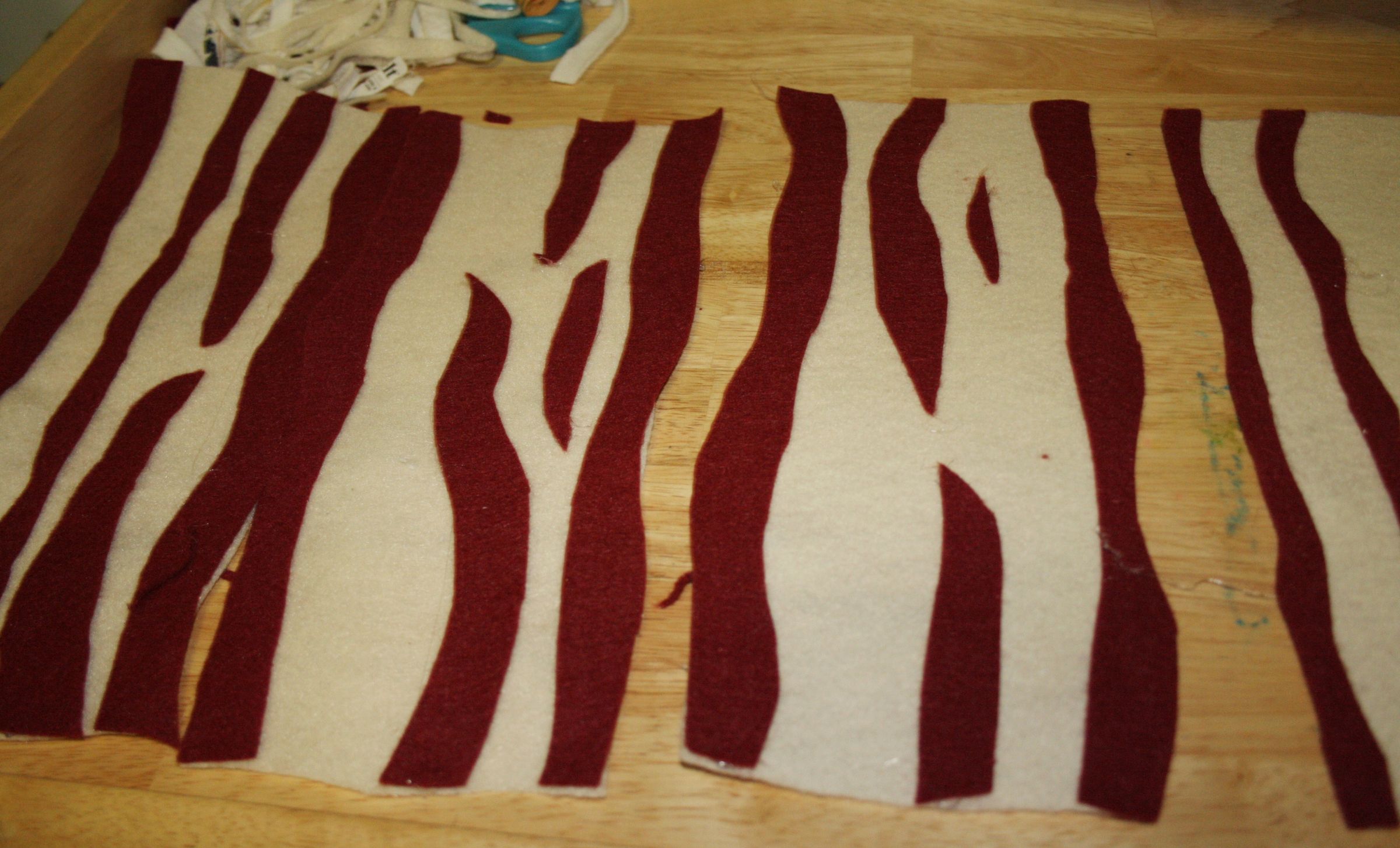 Bacon Egg Scarf/Hoodie : 8 Steps (with Pictures) - Instructables