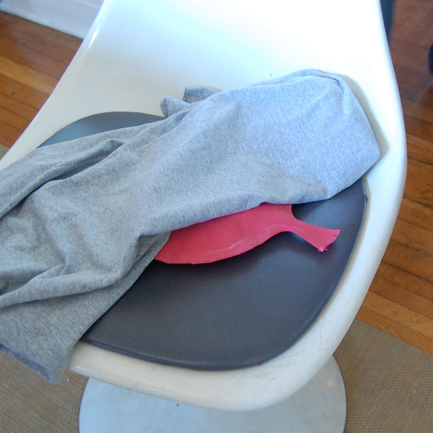 Whoopee Cushion Reinvented : 4 Steps - Instructables