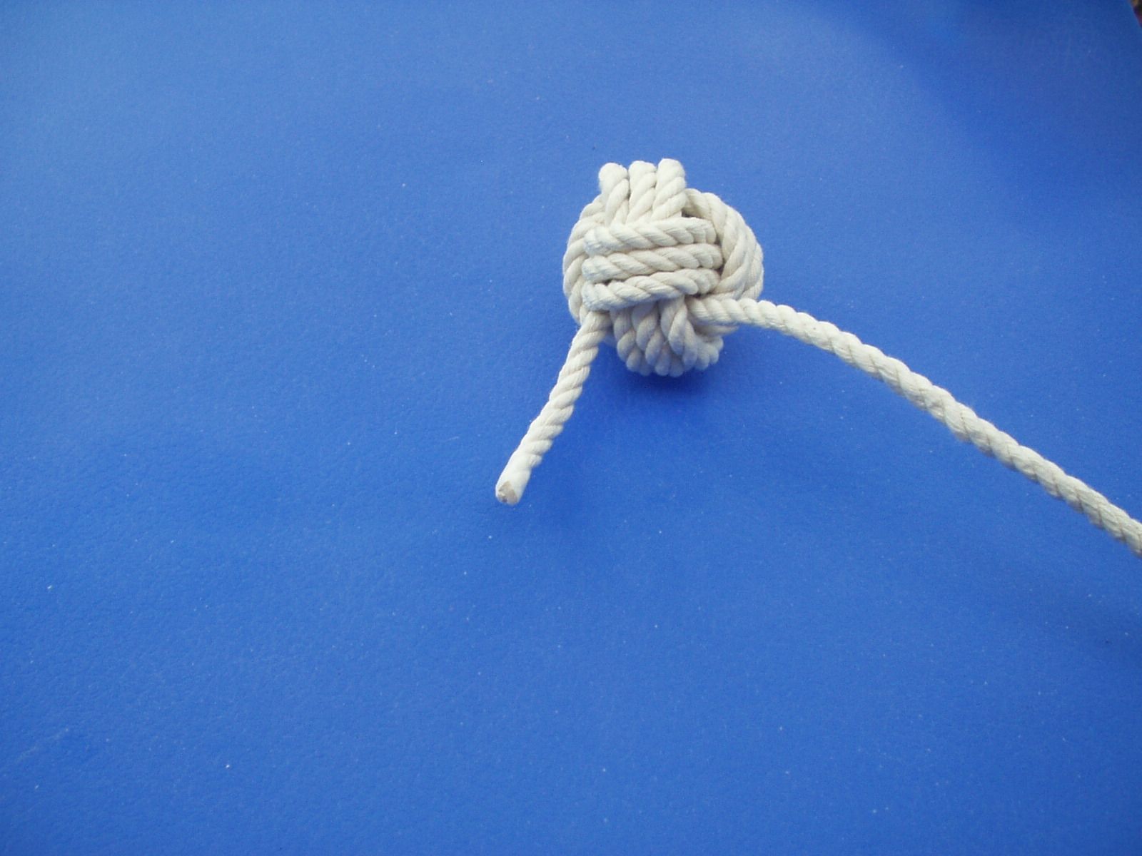 Royal Navy Monkey Fist : 10 Steps (with Pictures) - Instructables