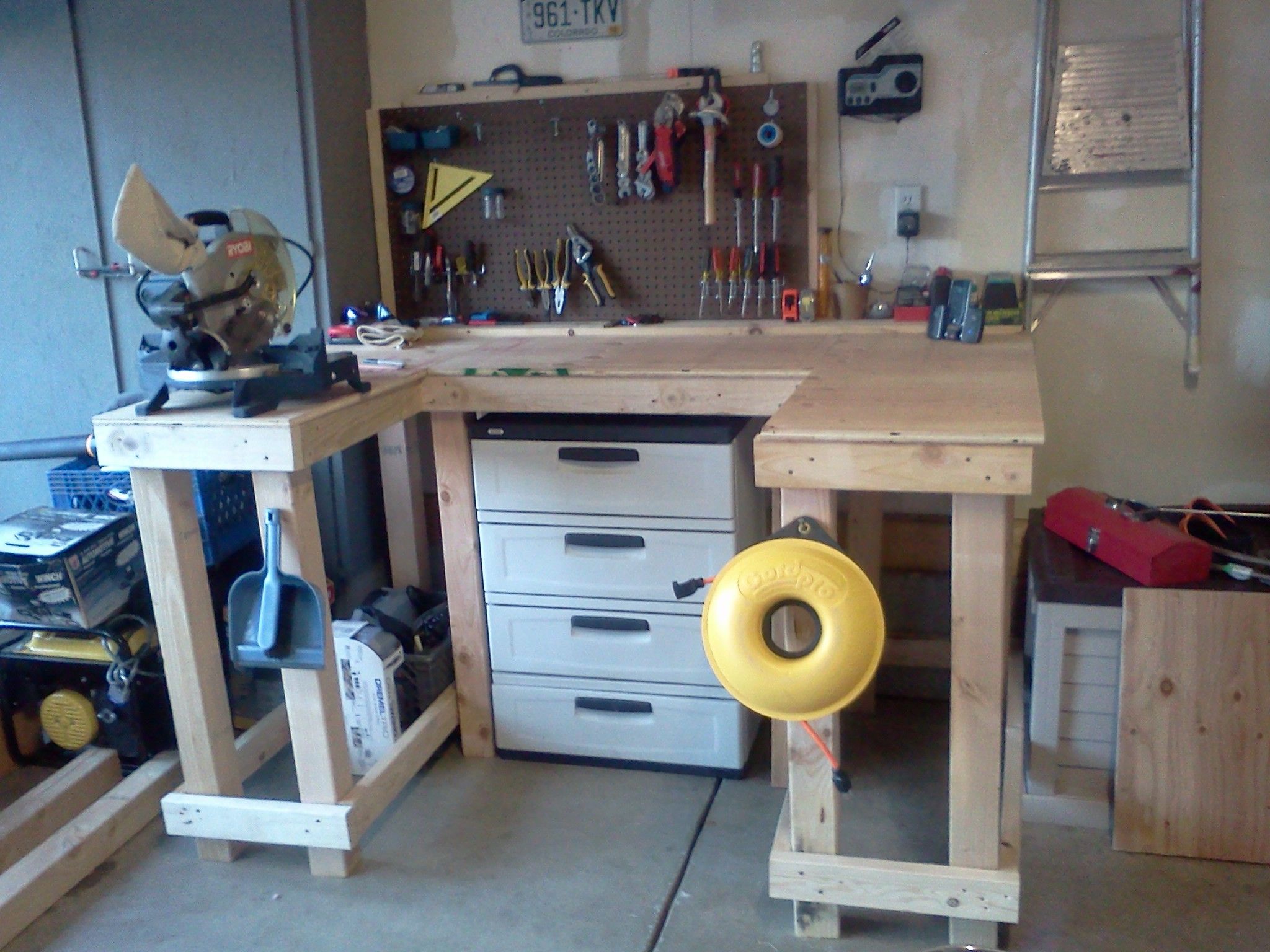 Wrap Around Workbench Under $100 : 4 Steps (with Pictures) - Instructables