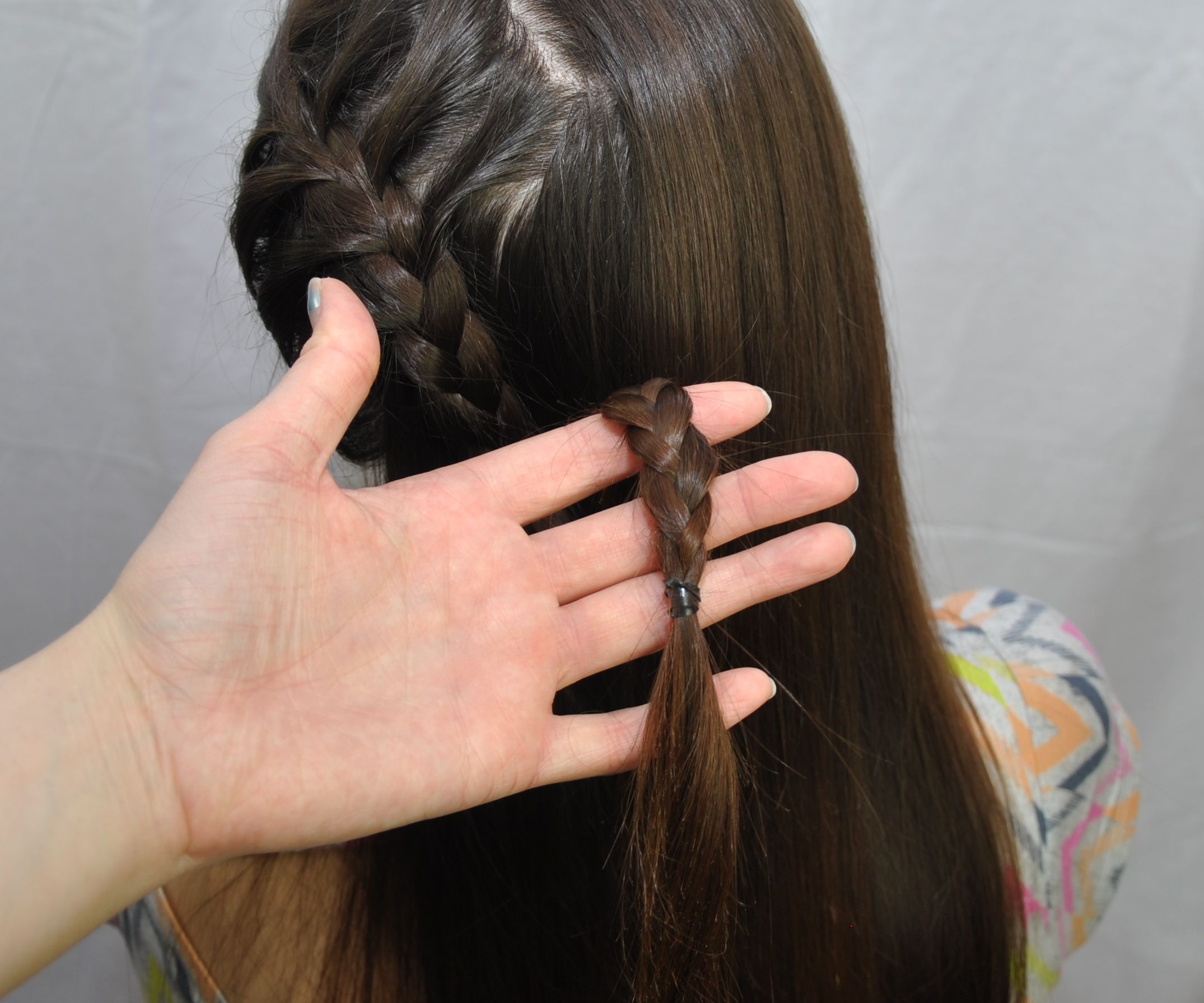 How to Do a French Braid Heart Hairstyle : 5 Steps (with Pictures ...