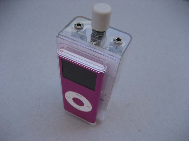 IAmp - CMoy Amp in IPod Package : 8 Steps - Instructables