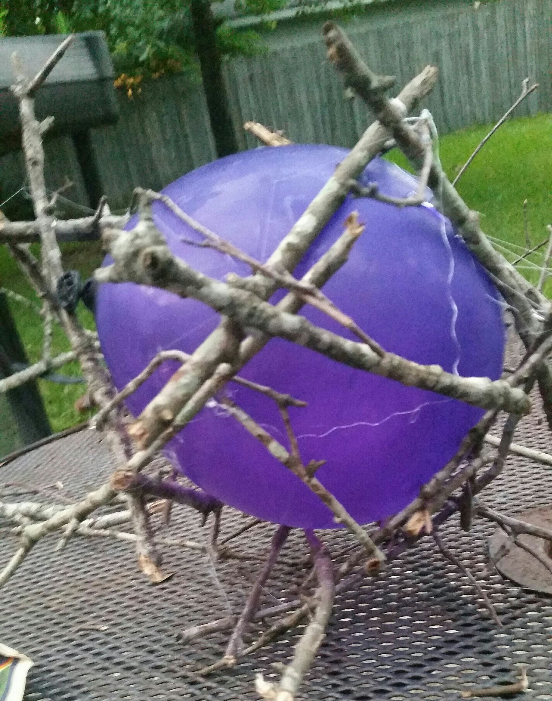 Stick Ball Decoration : 4 Steps (with Pictures) - Instructables