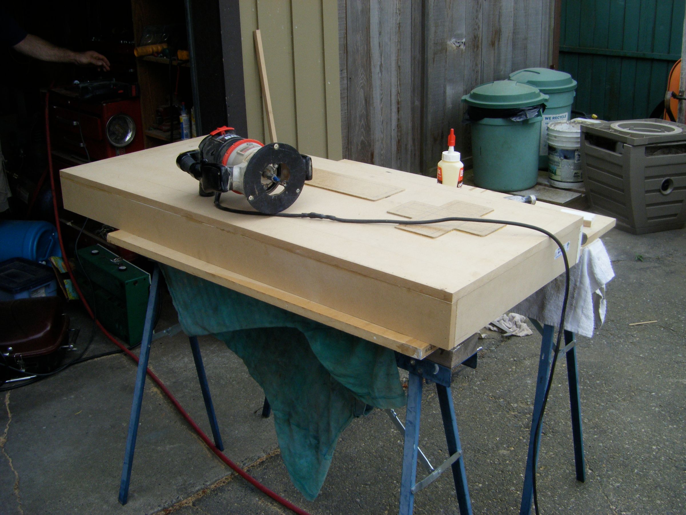 How-To : Giant NES Controller : 9 Steps (with Pictures) - Instructables