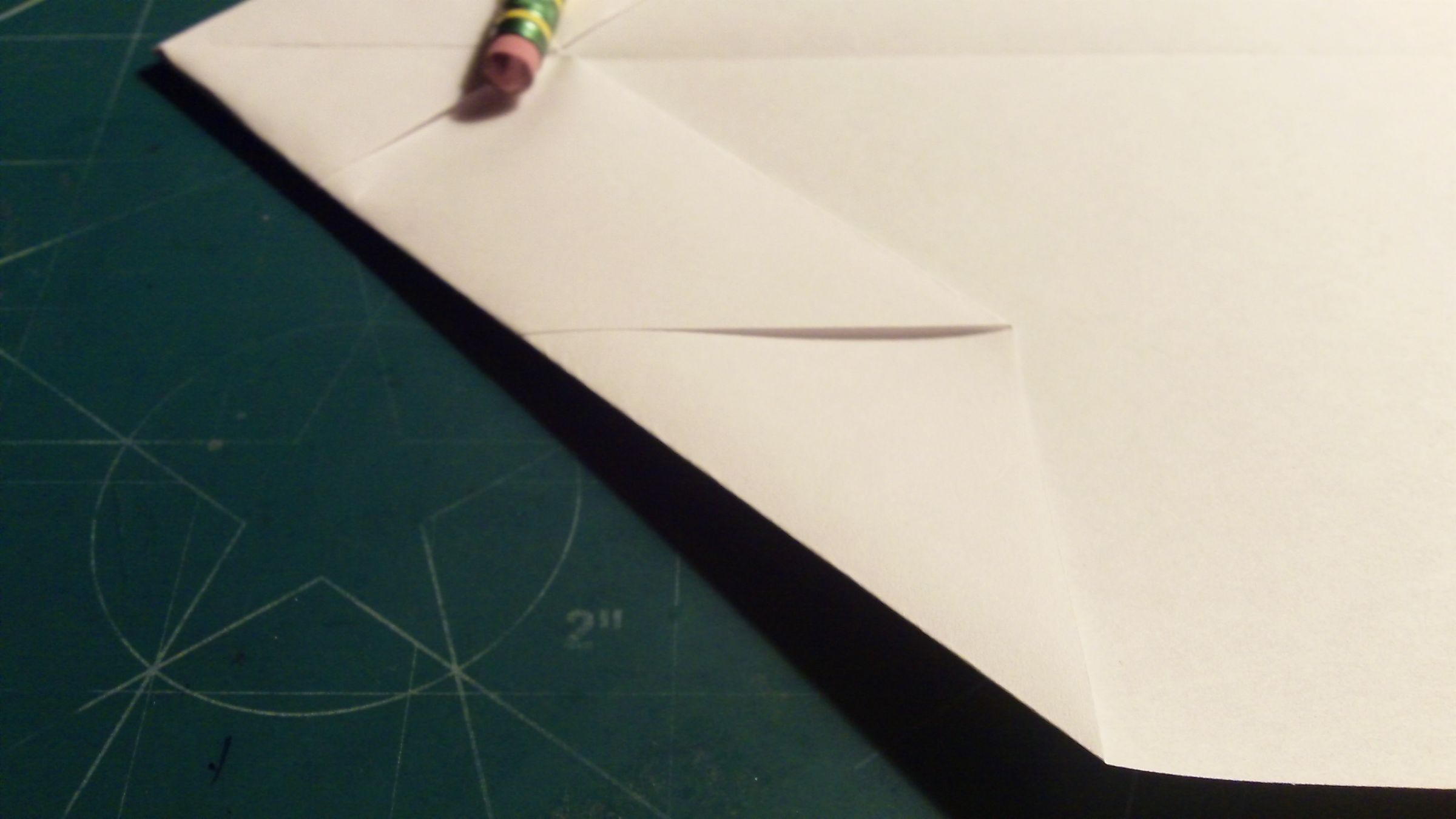 How to Make the Super Starstriker Paper Airplane : 7 Steps - Instructables
