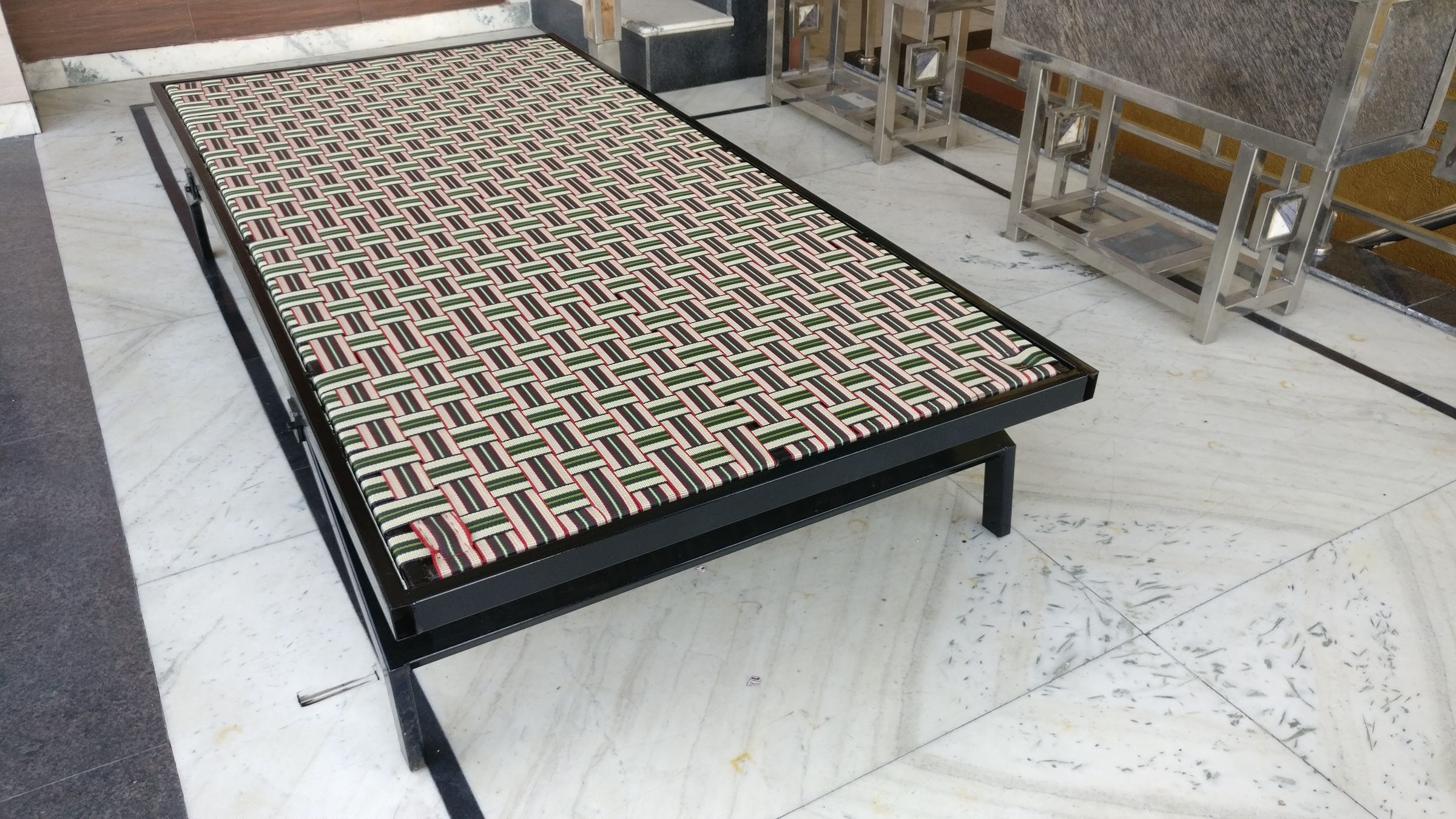 Space Saving Foldable Bed : 11 Steps (with Pictures) - Instructables