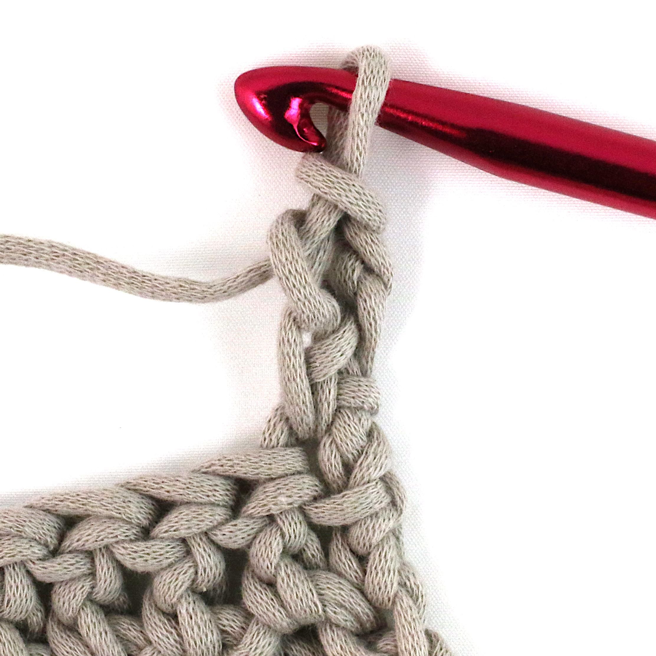 Crochet Turning Chain Alternatives : 5 Steps (with Pictures ...