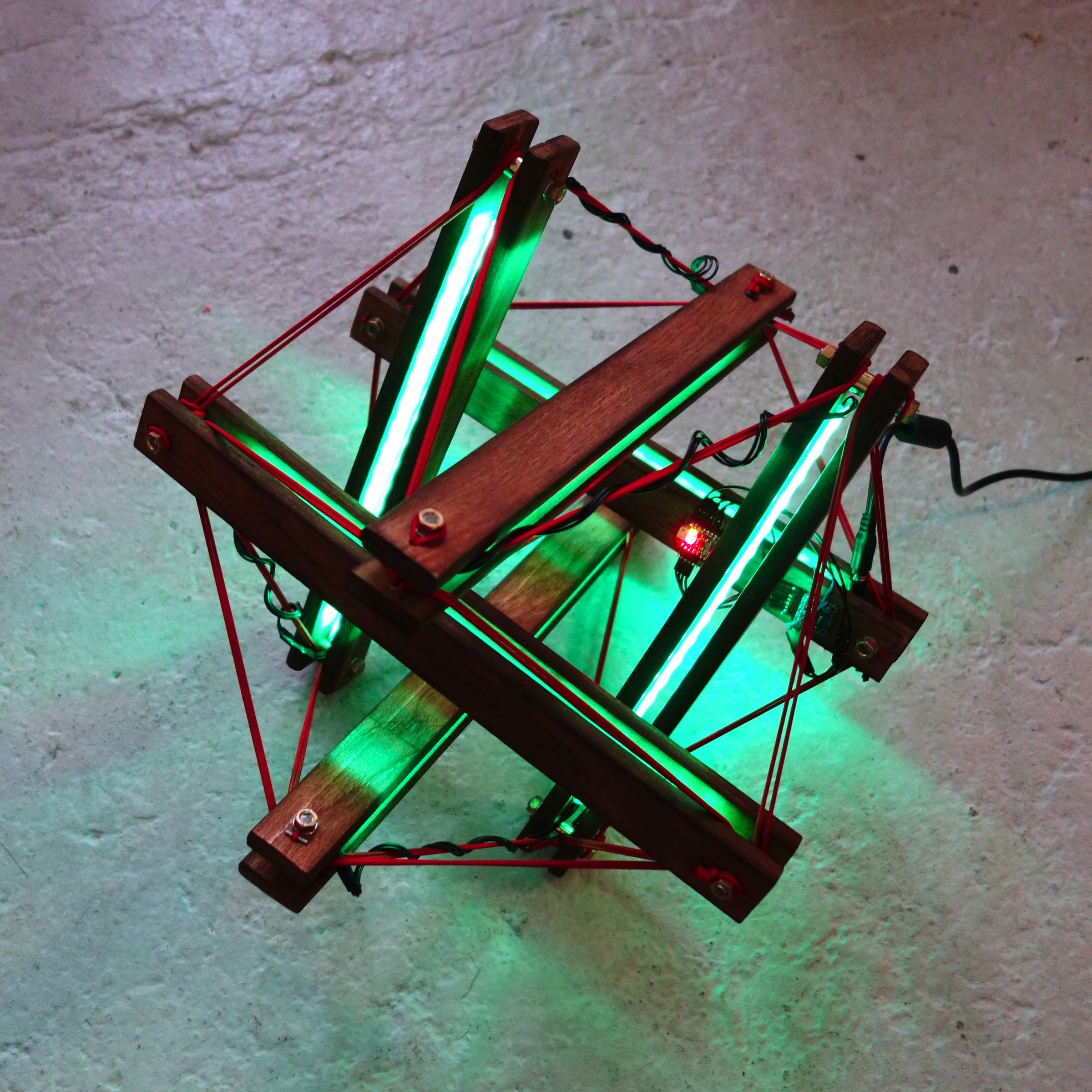 Interactive Led Lamp | Tensegrity Structure + Arduino : 5 Steps (with ...