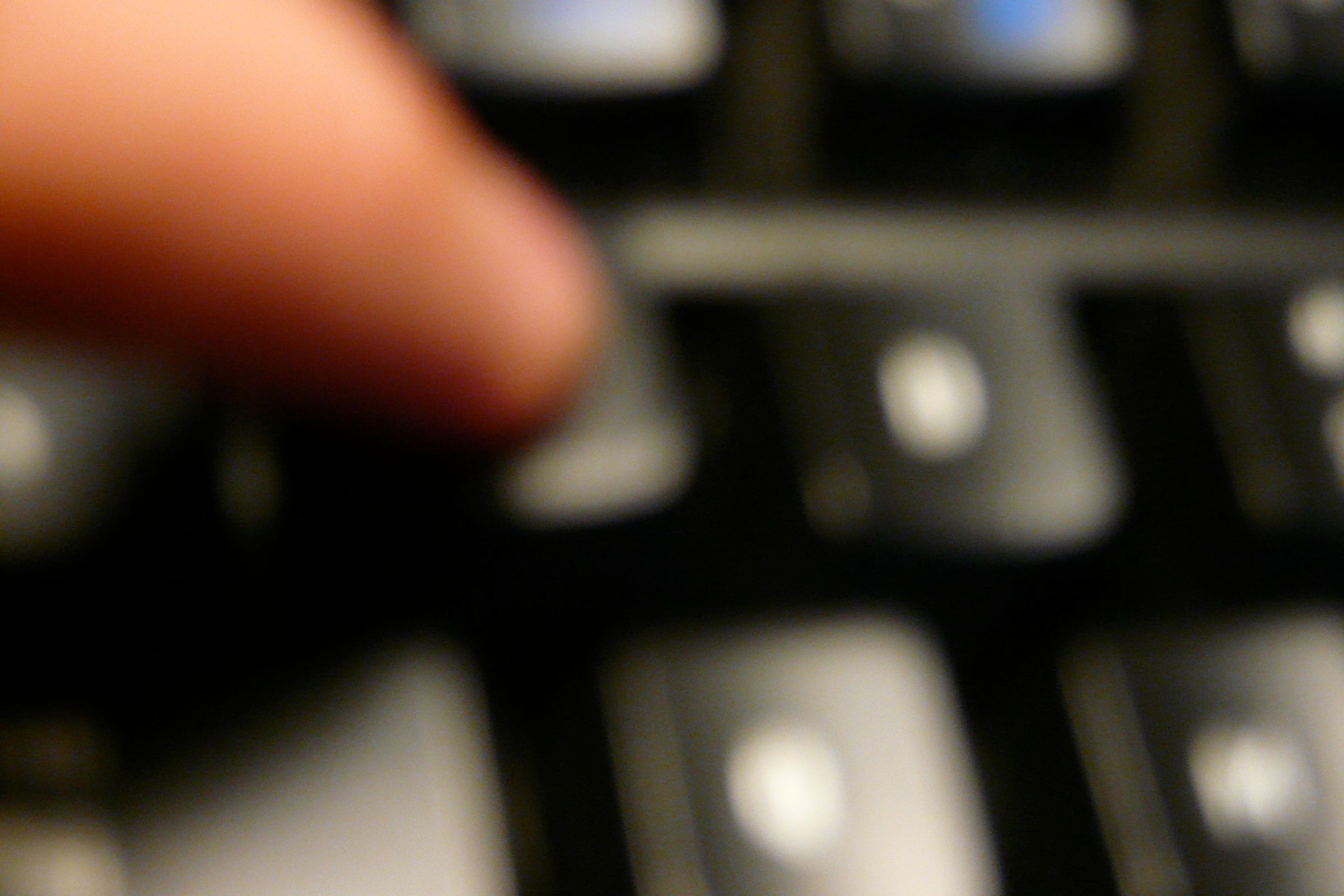 Keyboard Prank : 8 Steps - Instructables