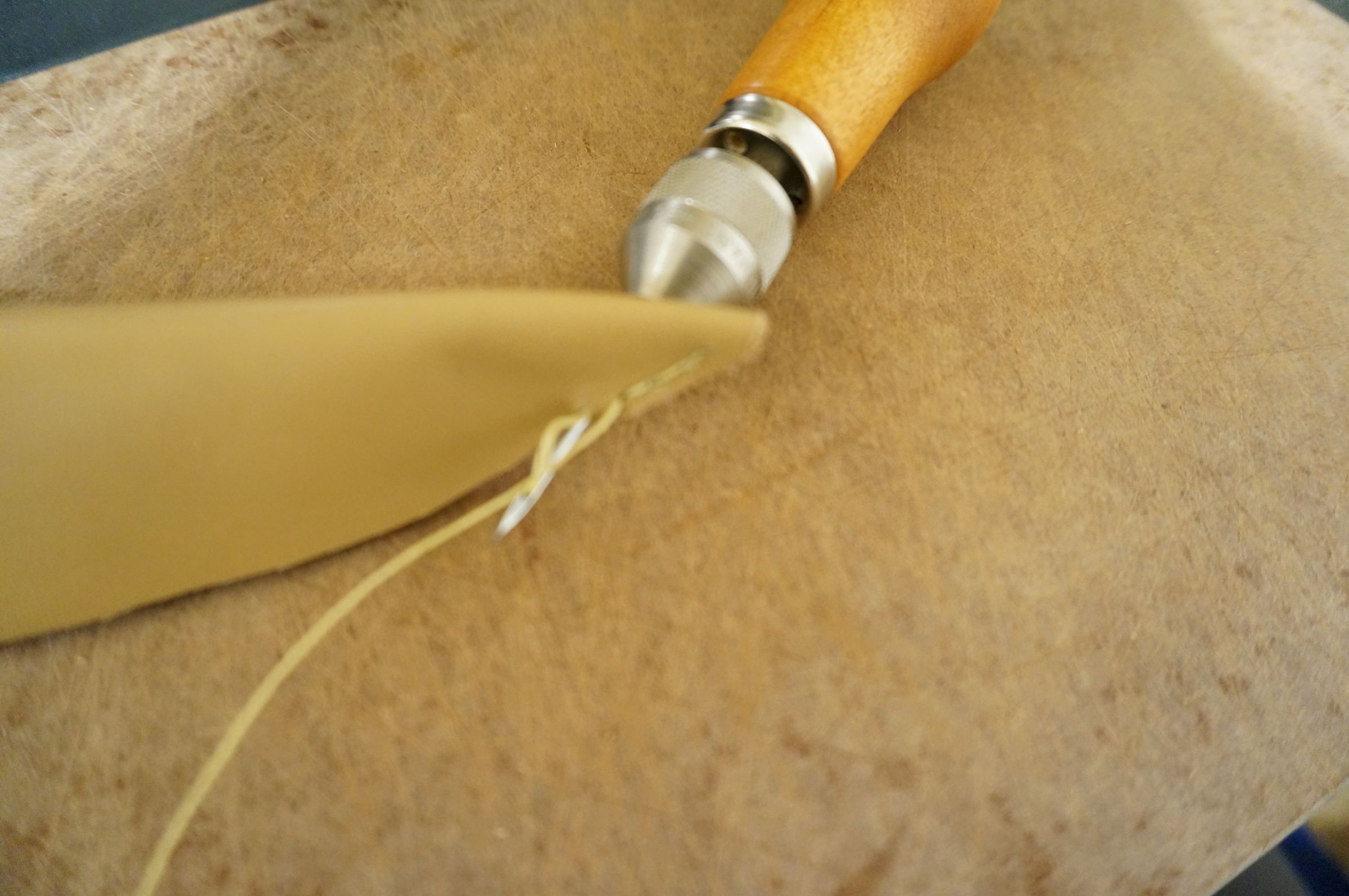 Leather Knife Sheath : 4 Steps - Instructables