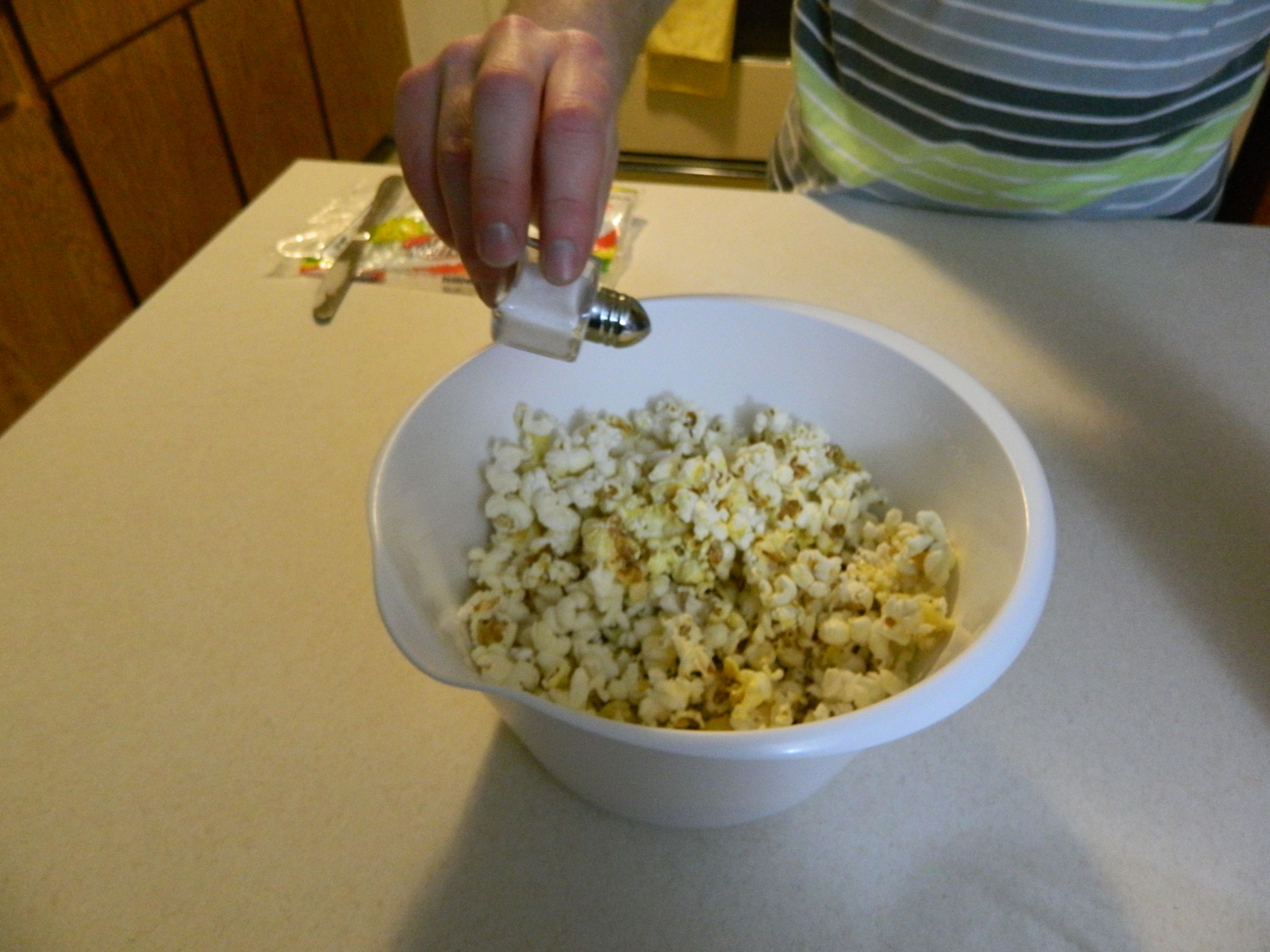 Making Popcorn With a Hot Air Popper : 8 Steps - Instructables