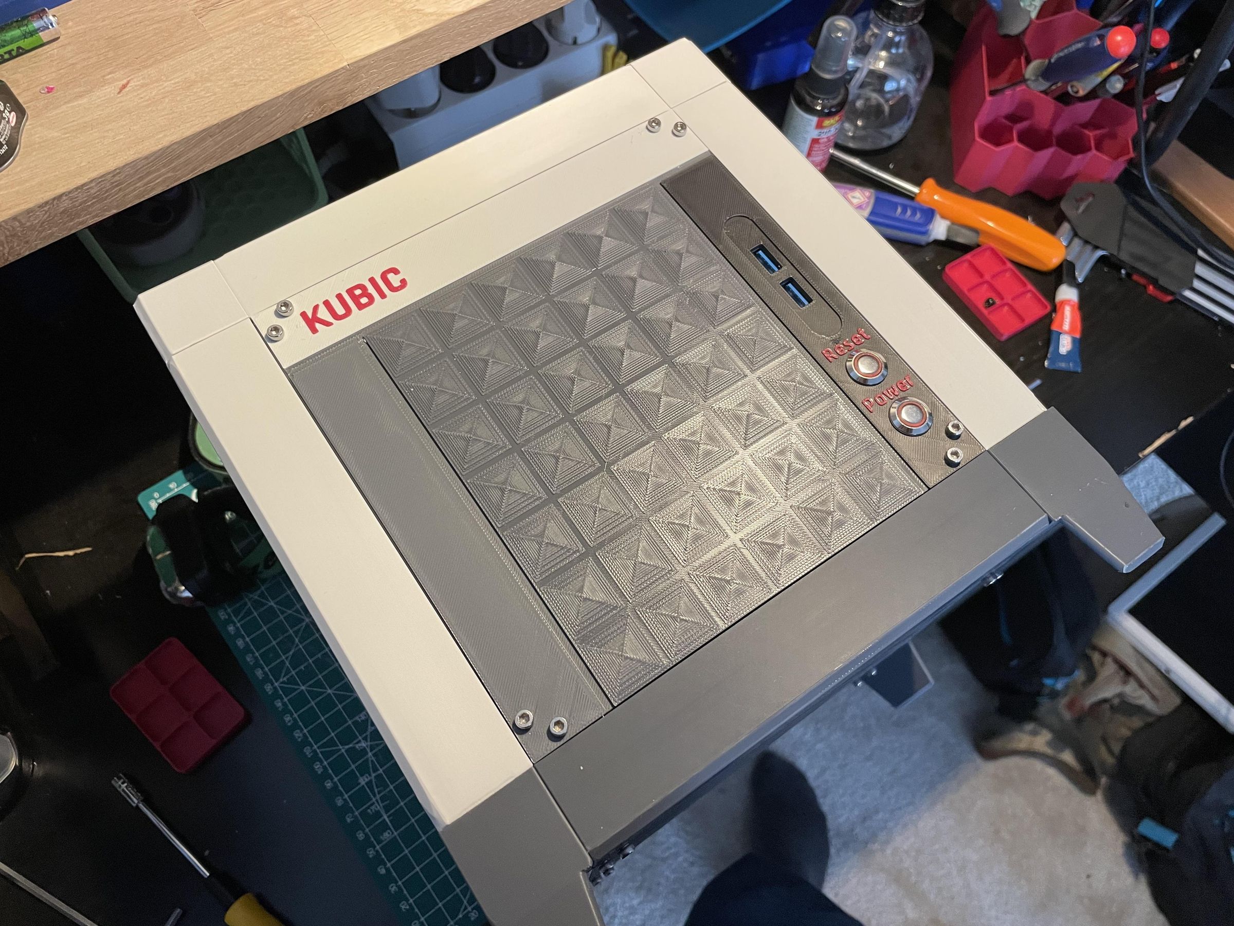 Kubic - a Printable ITX PC Case With a Handle : 18 Steps (with Pictures ...
