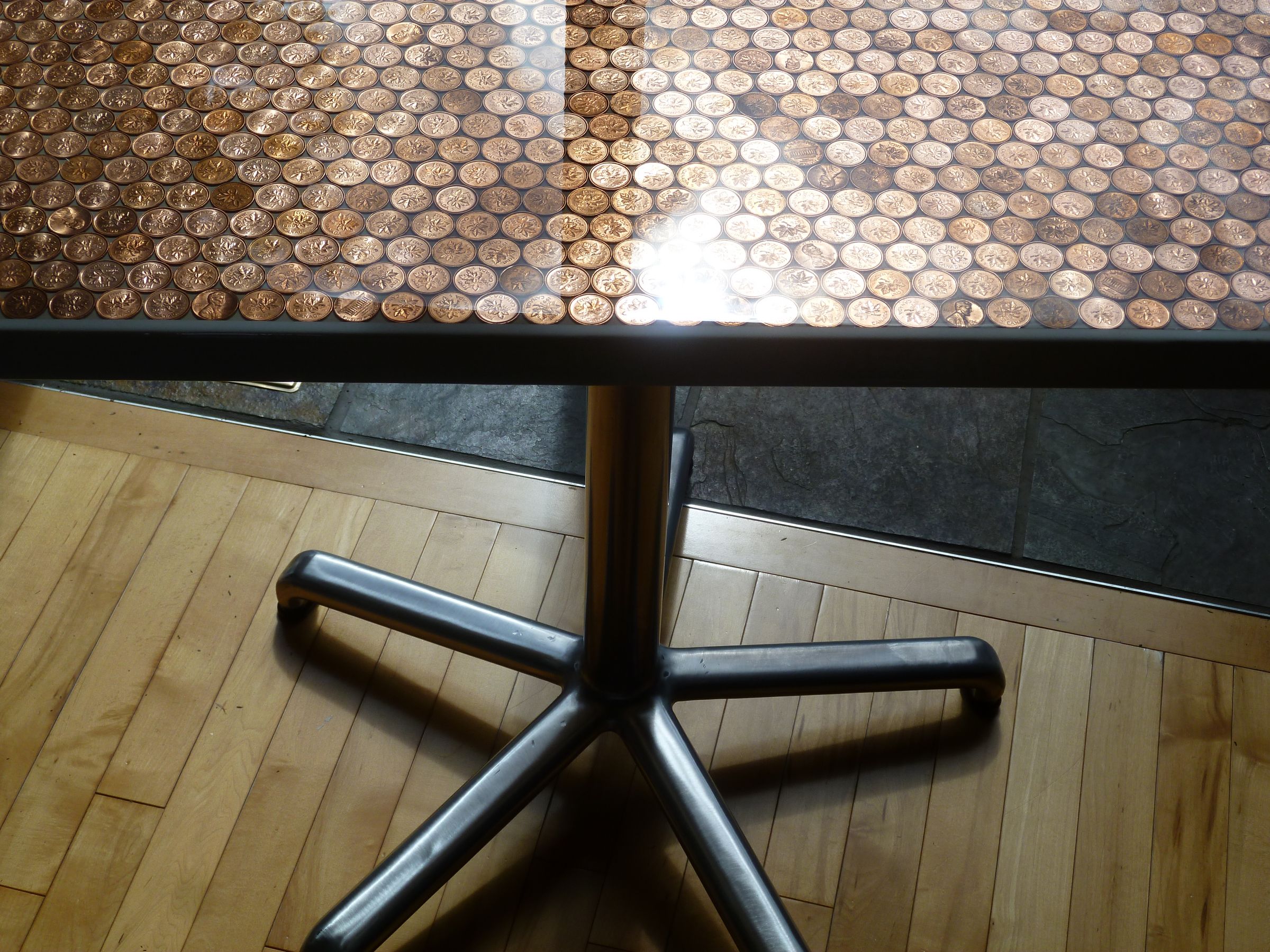 PENNY TABLE : 4 Steps (with Pictures) - Instructables