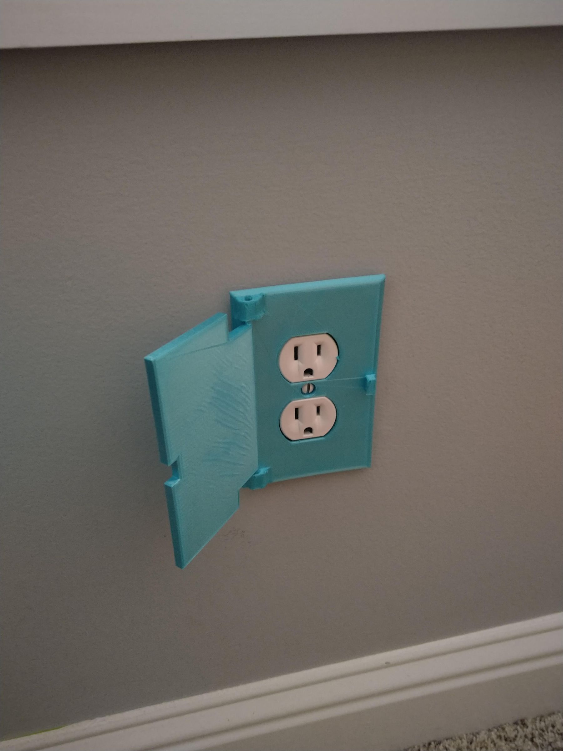 Child-Safe Outlet Cover : 5 Steps - Instructables