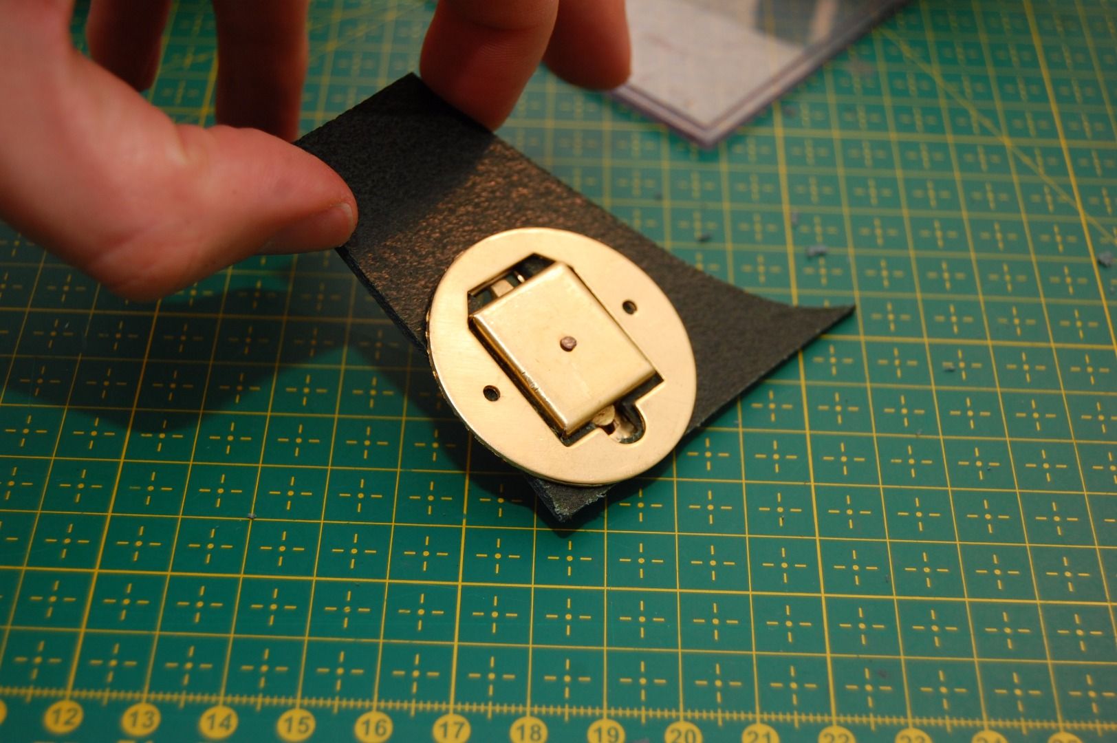 Leather Portfolio : 6 Steps (with Pictures) - Instructables