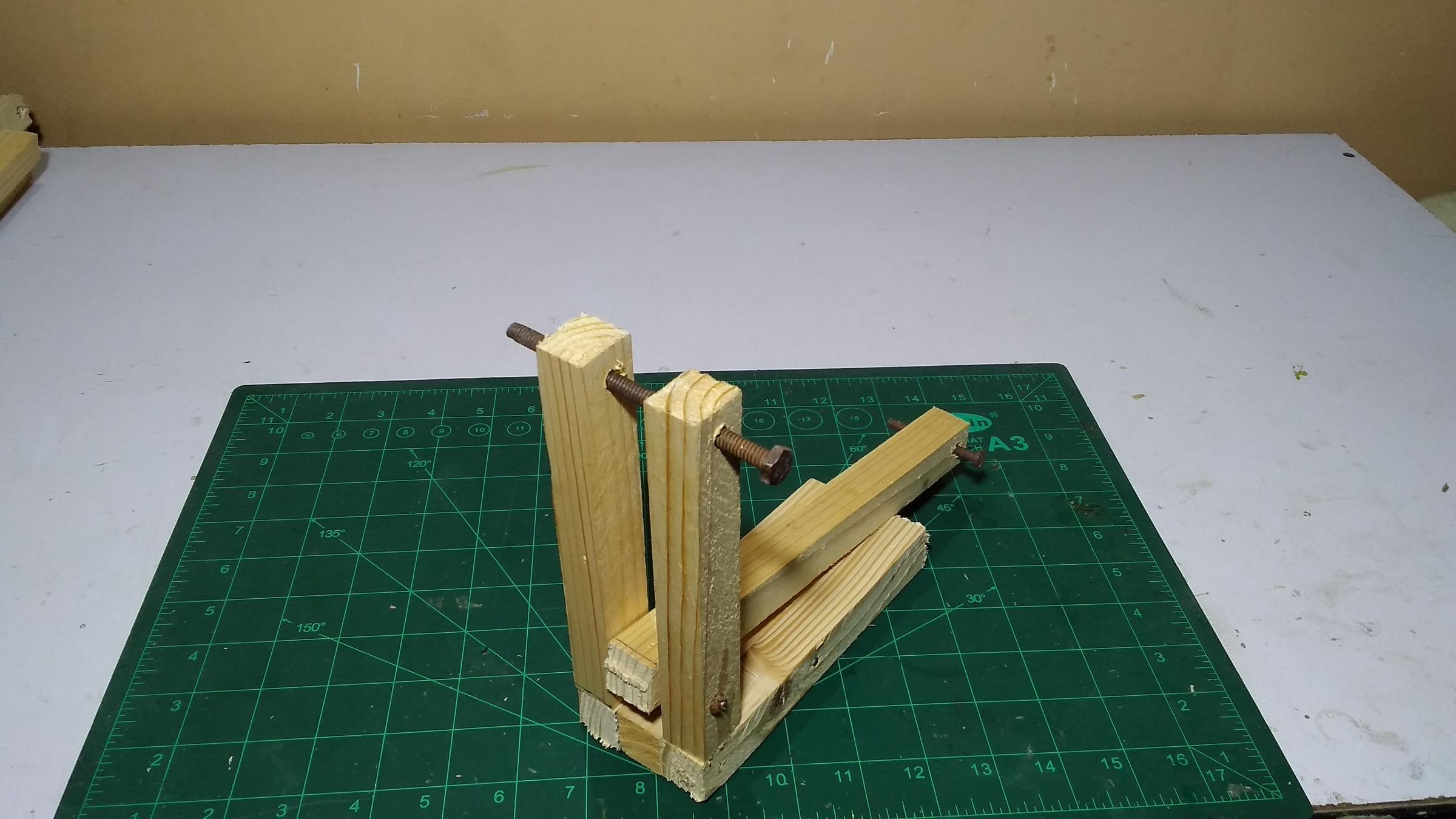 How to Make Wooden Catapult : 5 Steps (with Pictures) - Instructables