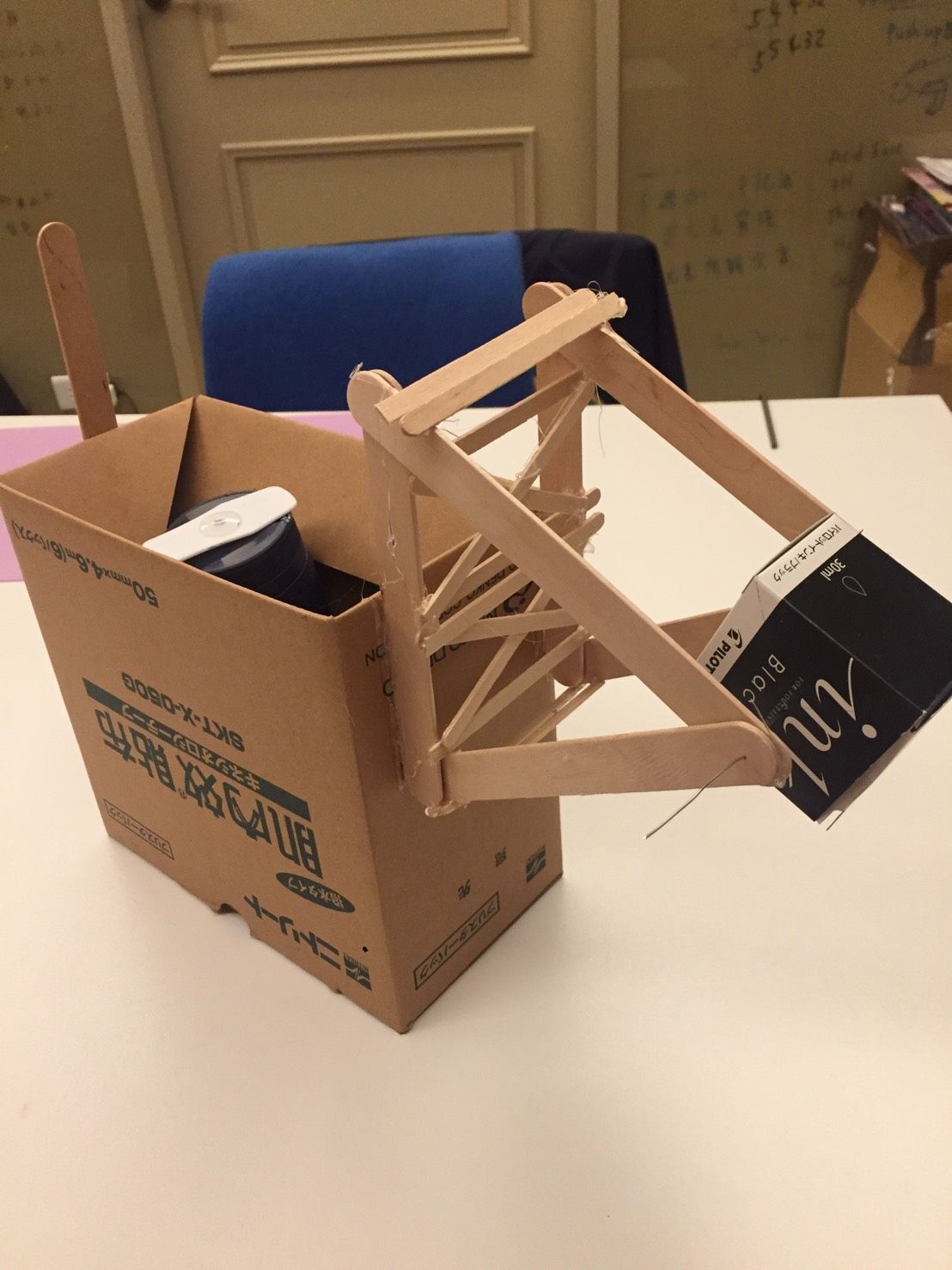 Automatic Wheeled Feed Dropper : 8 Steps - Instructables