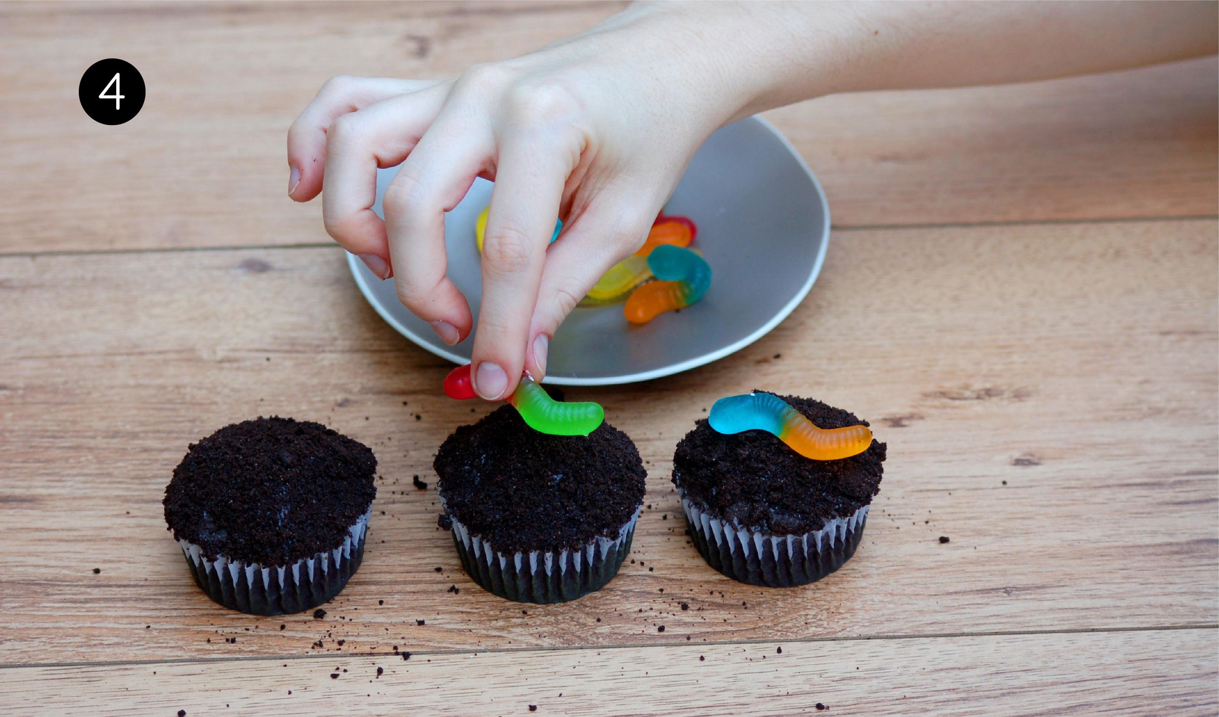 'Spooky Fiesta' Cupcakes Recipe : 12 Steps (with Pictures) - Instructables