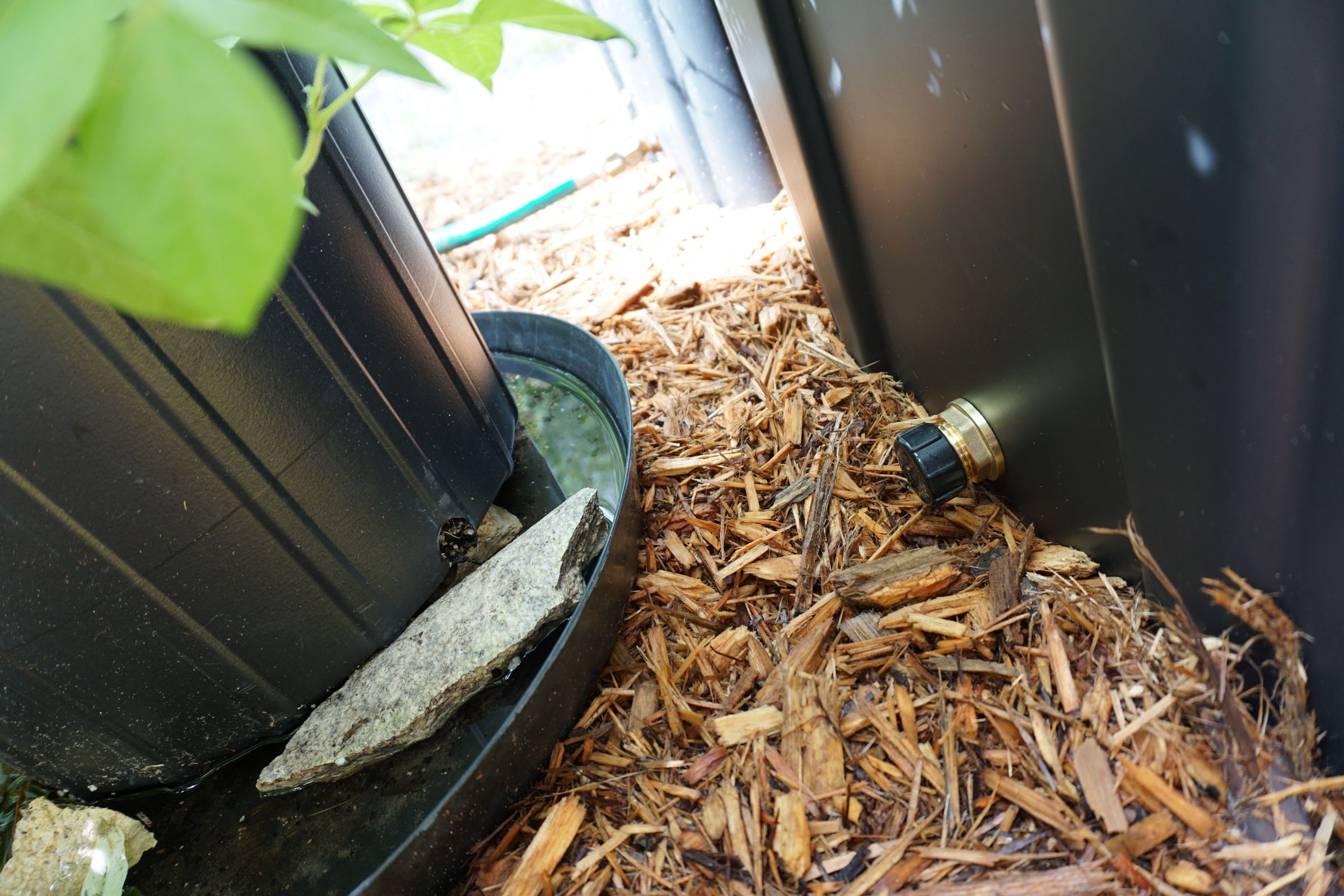 Self-watering Tote Garden : 3 Steps - Instructables