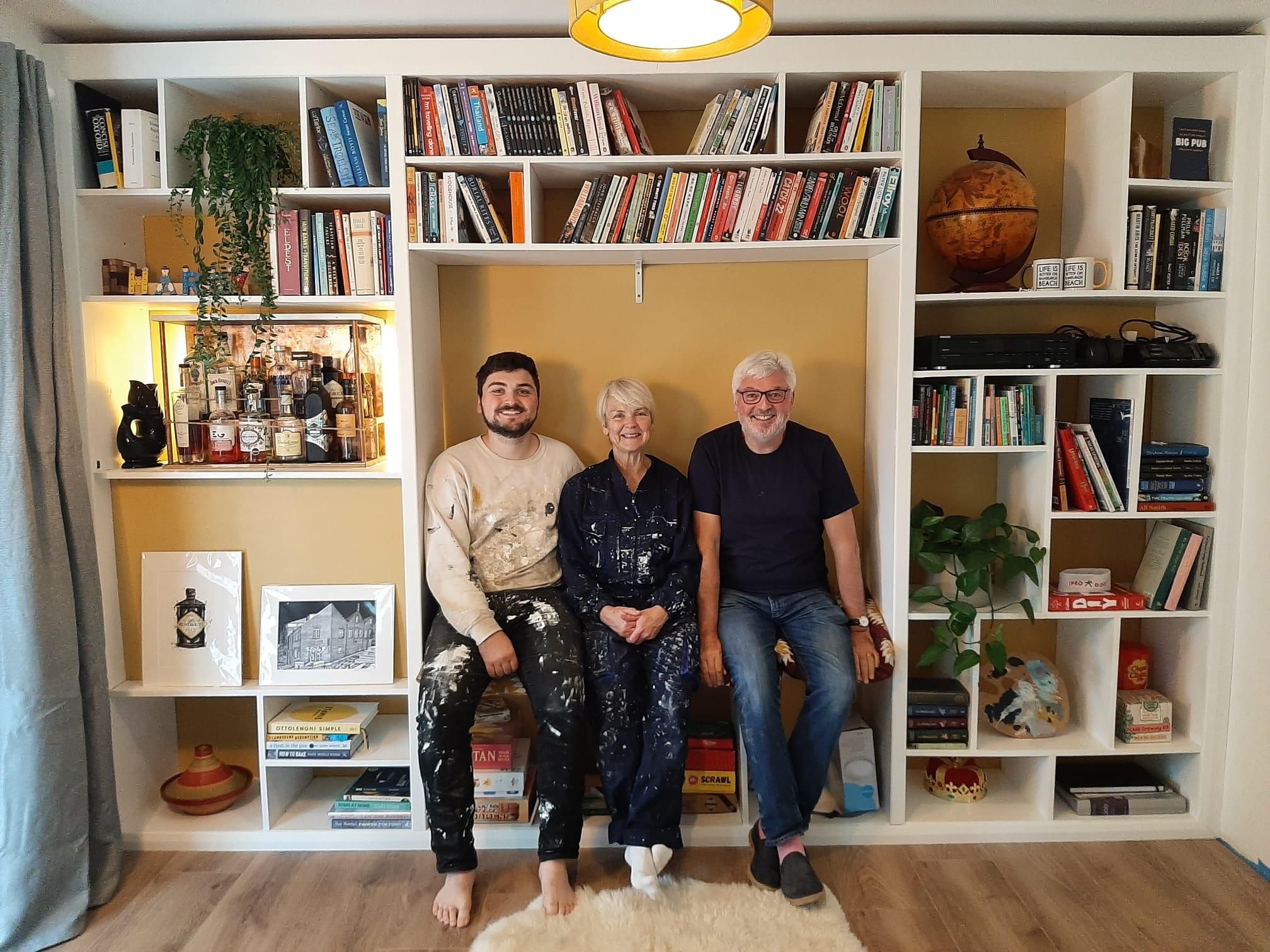 Custom Bookcase Wall With Benchseat and Hidden Bar : 7 Steps (with ...