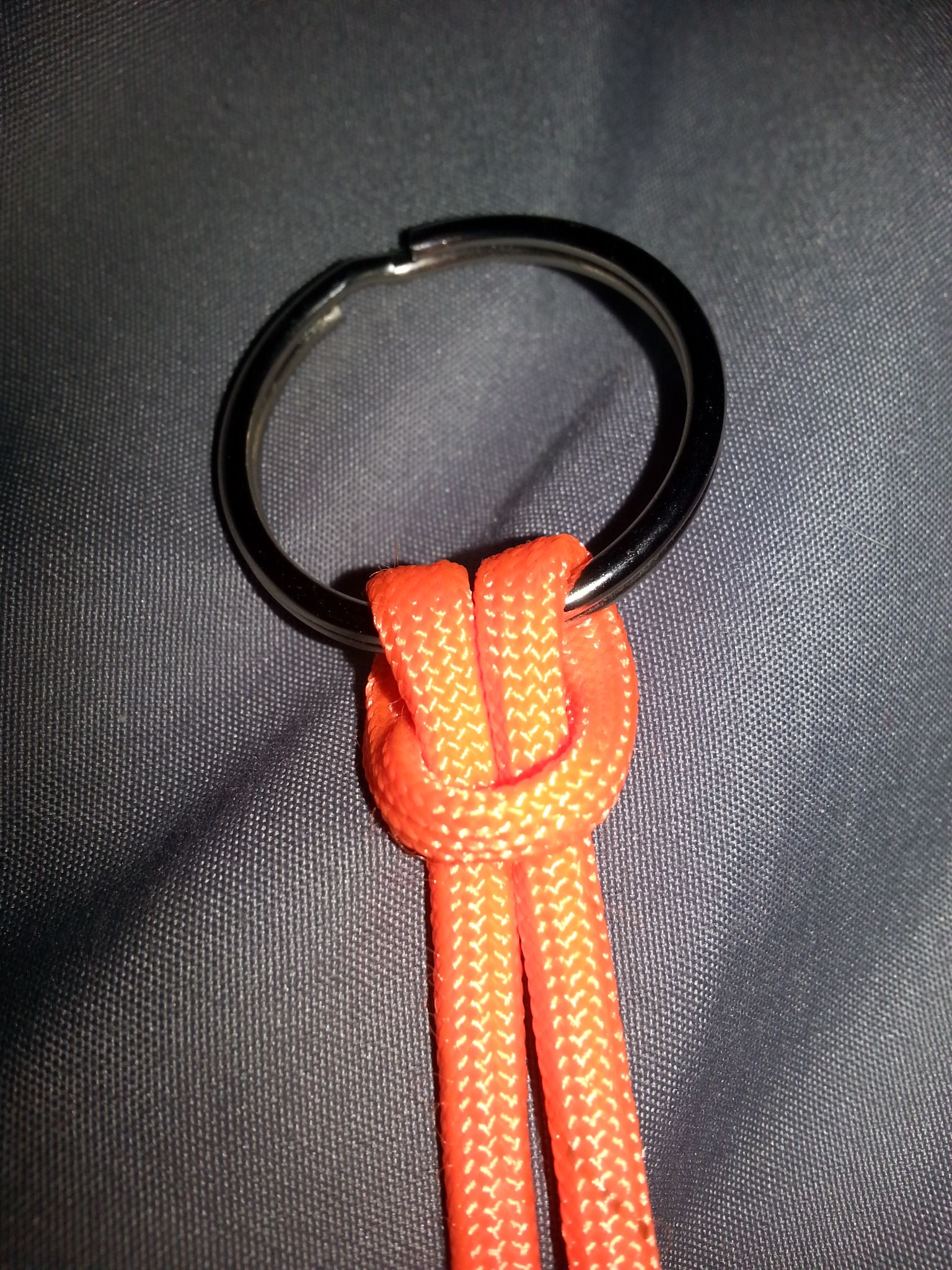 Easy Paracord Key Chain : 7 Steps (with Pictures) - Instructables