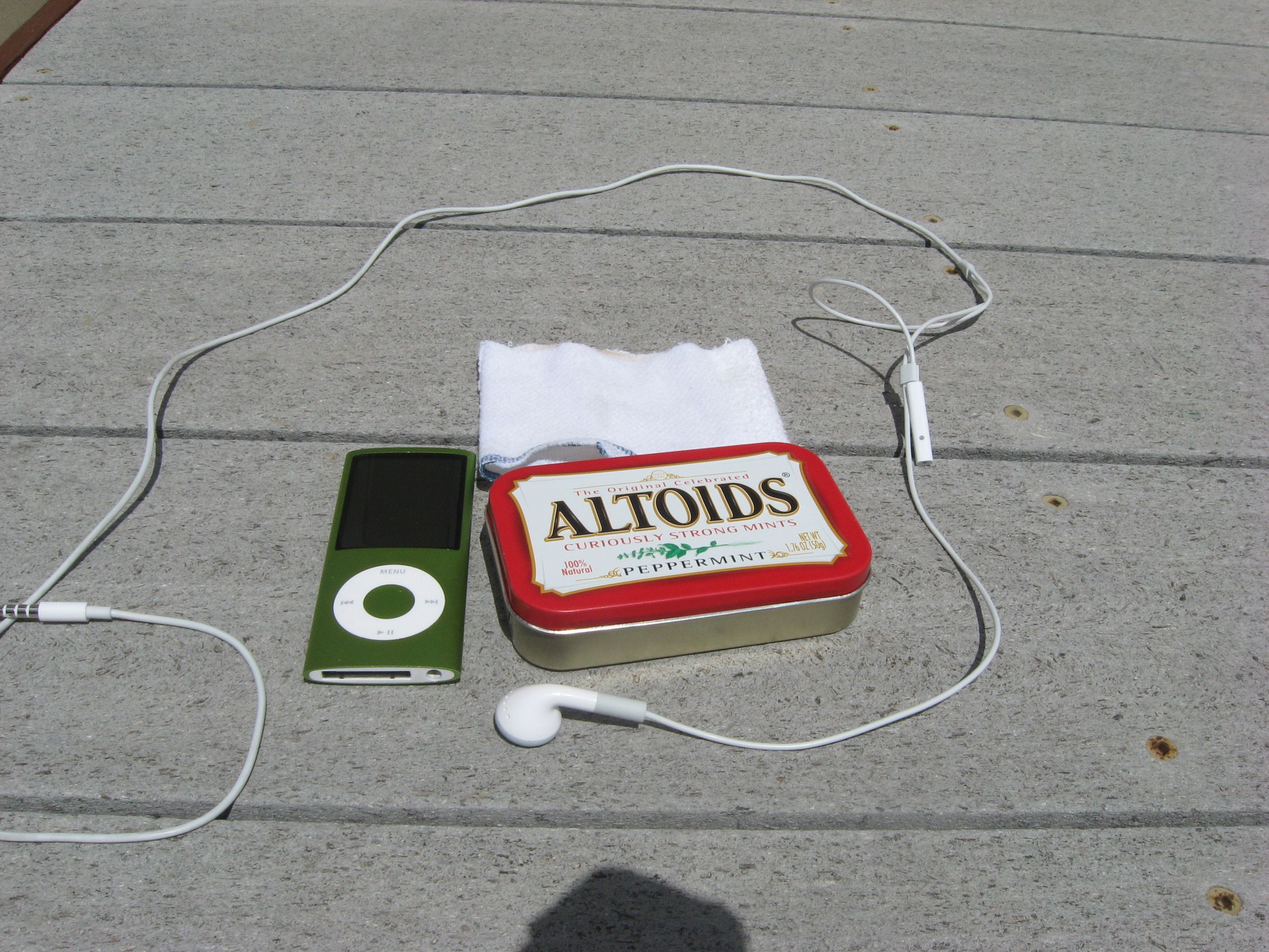 Secret Altoids IPod Case : 4 Steps - Instructables