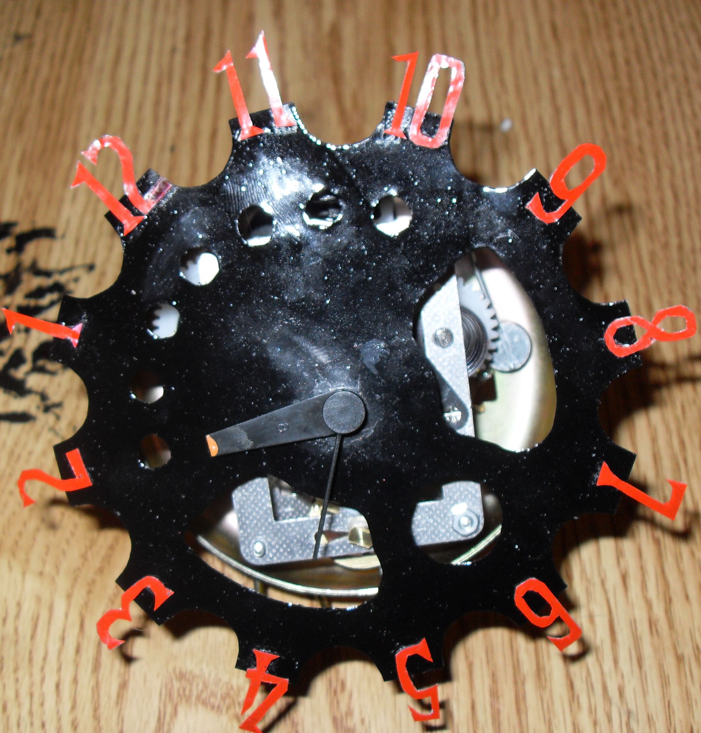 Socially Confused Clock : 6 Steps (with Pictures) - Instructables