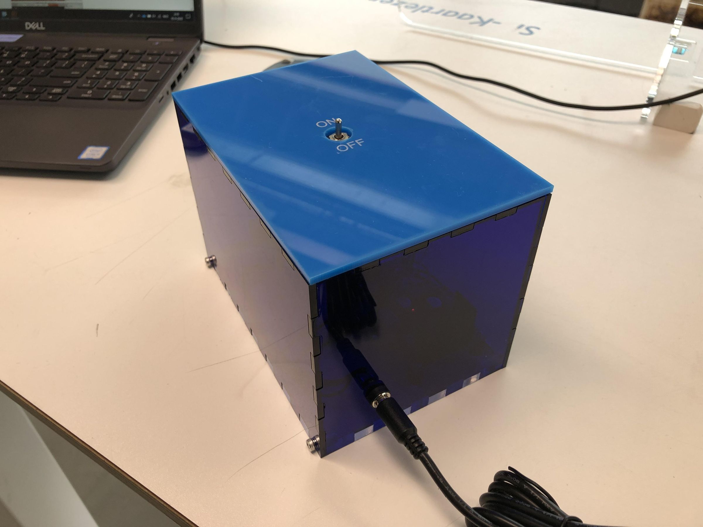 The Different Useless Machine : 6 Steps (with Pictures) - Instructables