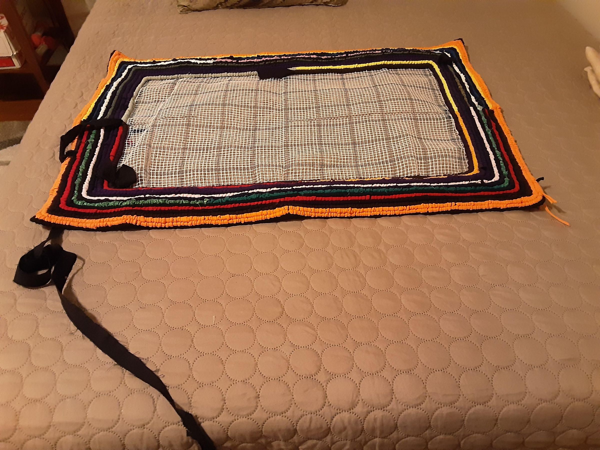 How to Make a Locker Hook Rug : 4 Steps - Instructables