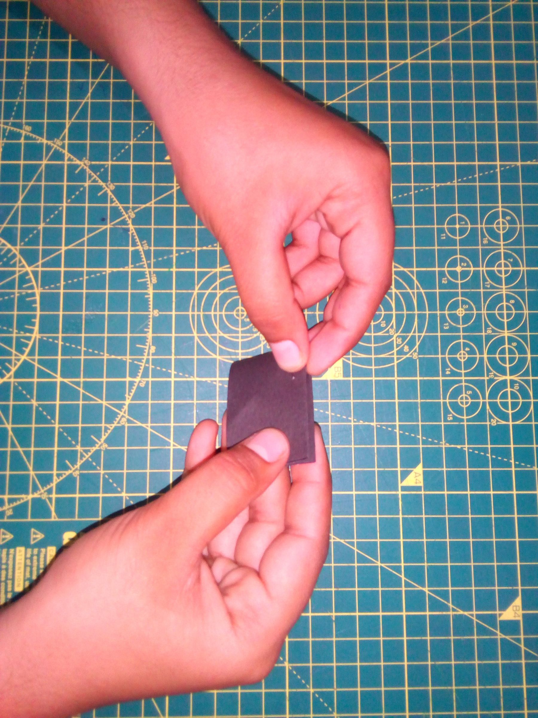 Origami Key Chain : 9 Steps (with Pictures) - Instructables