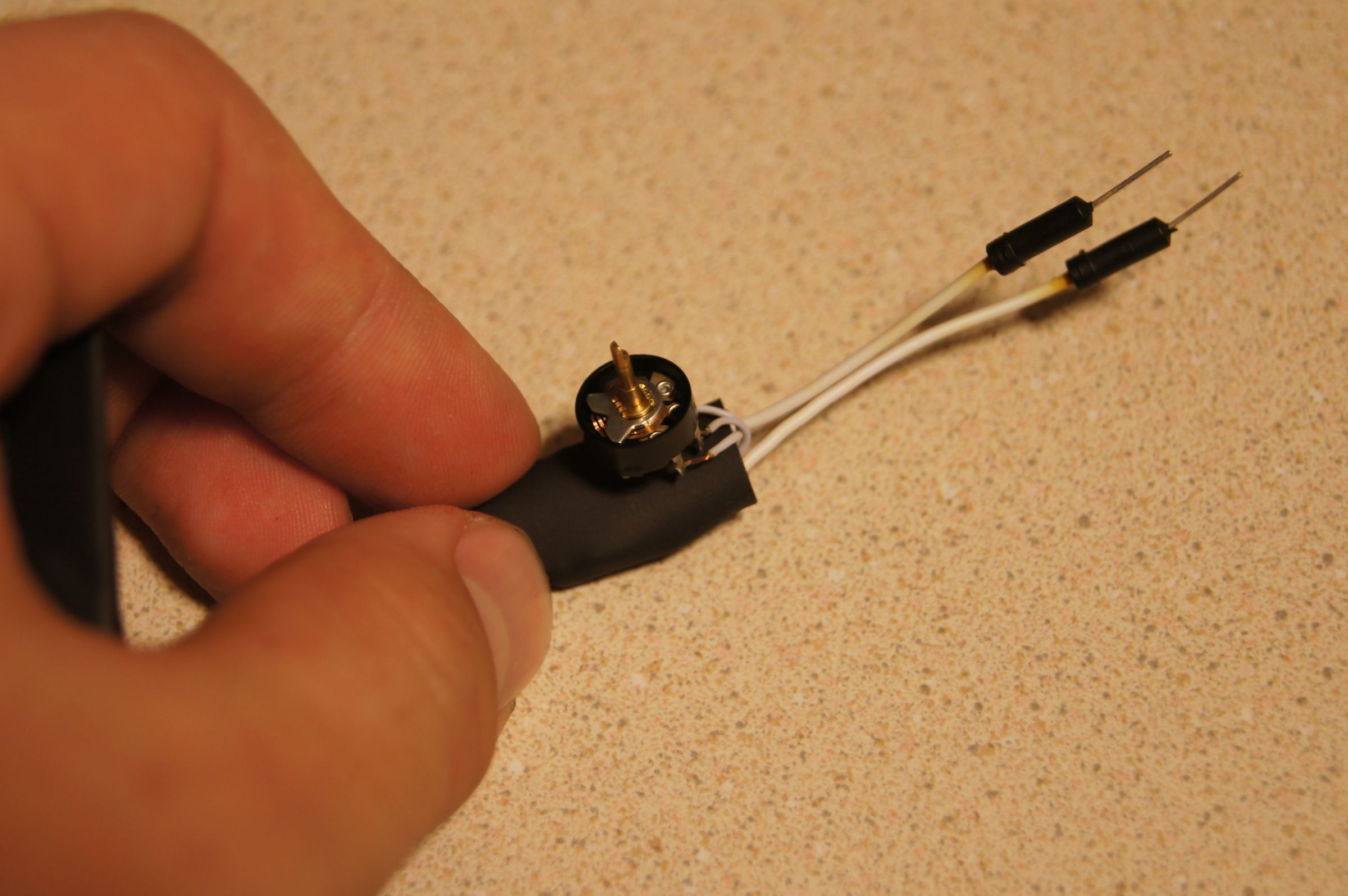 Convert a Servo to Switch on and Off LED's : 4 Steps - Instructables