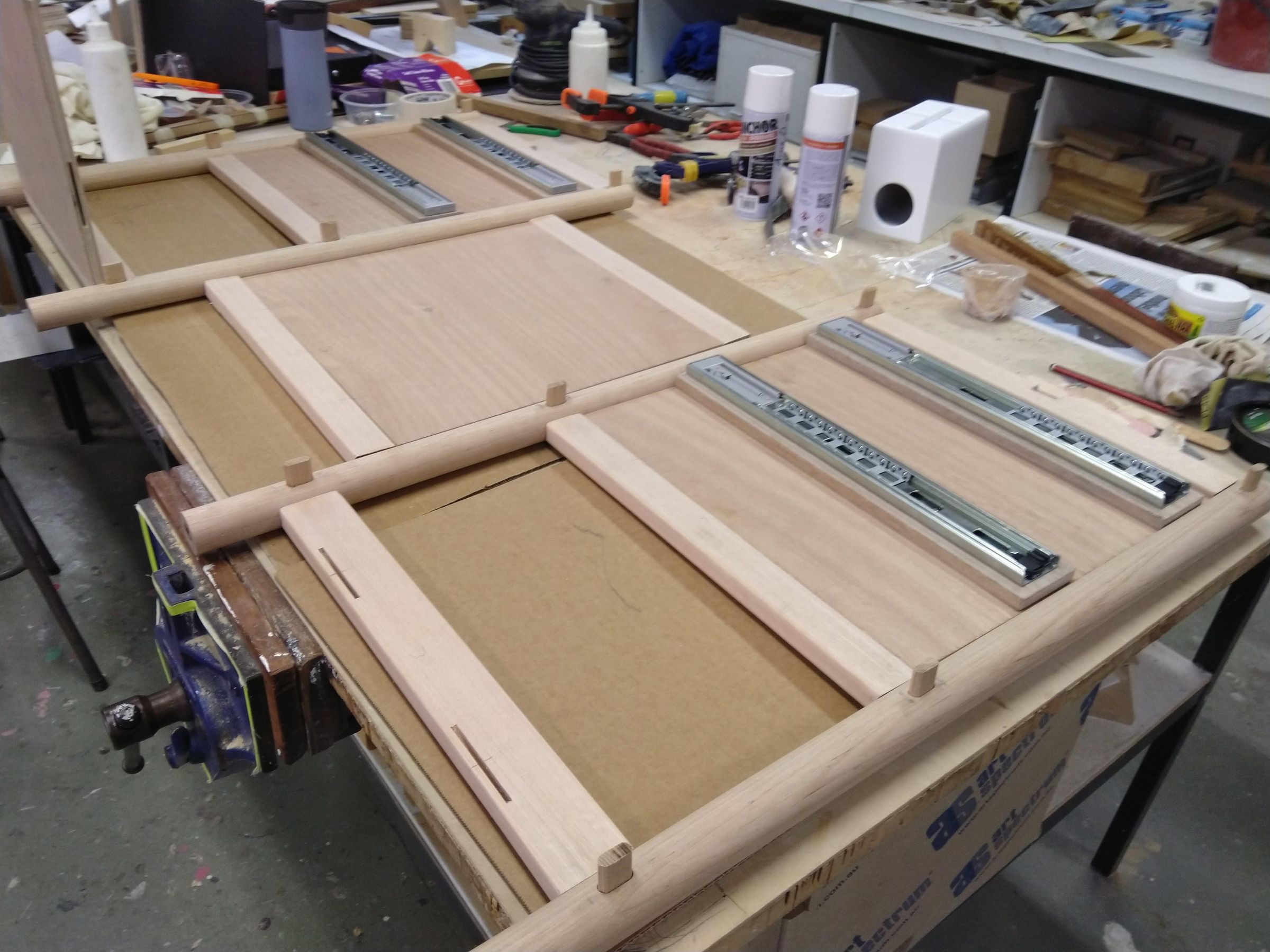Mobile Folding Craft Station : 15 Steps (with Pictures) - Instructables