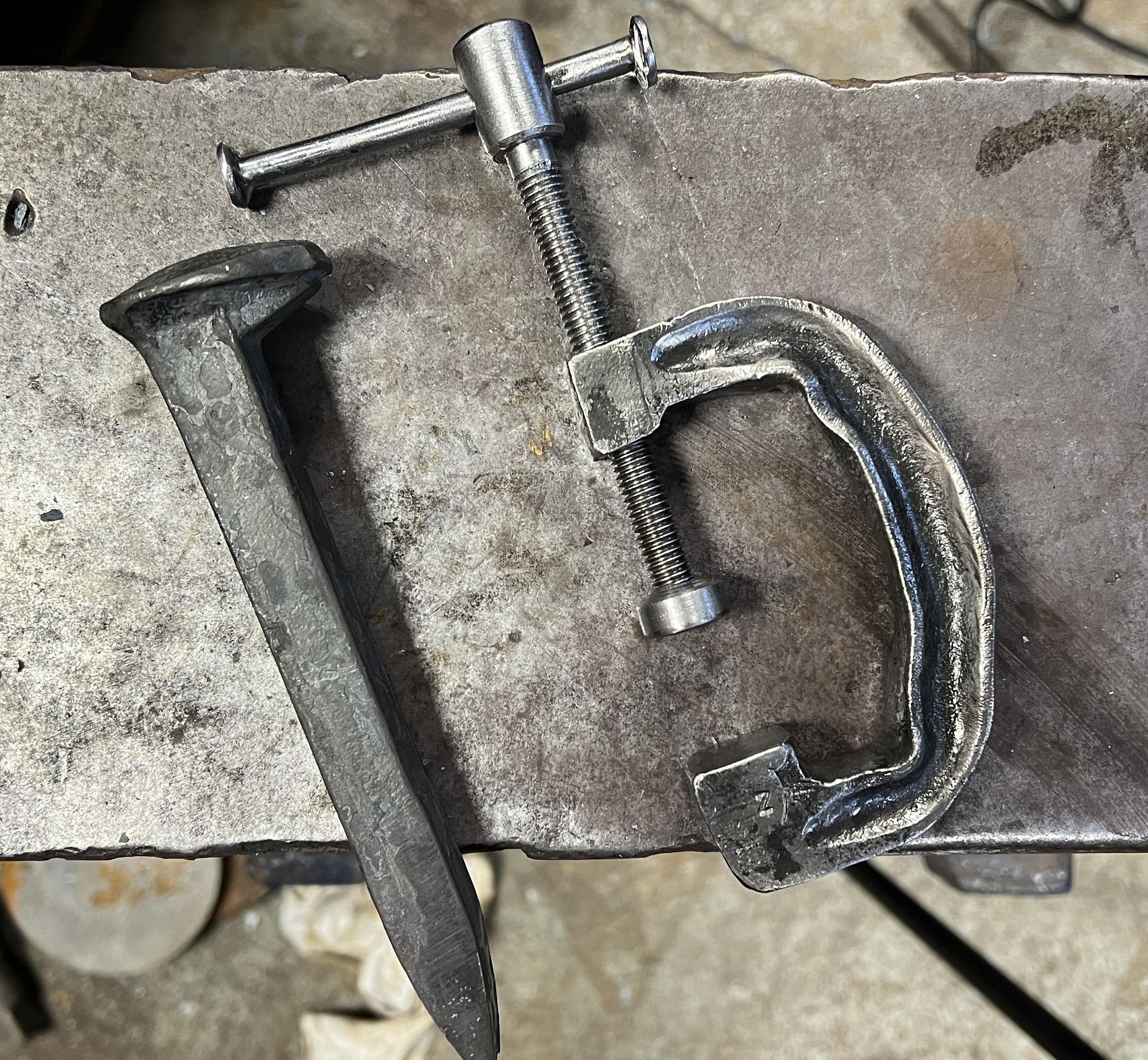 Making a C-Clamp From a Railroad Spike : 13 Steps (with Pictures ...