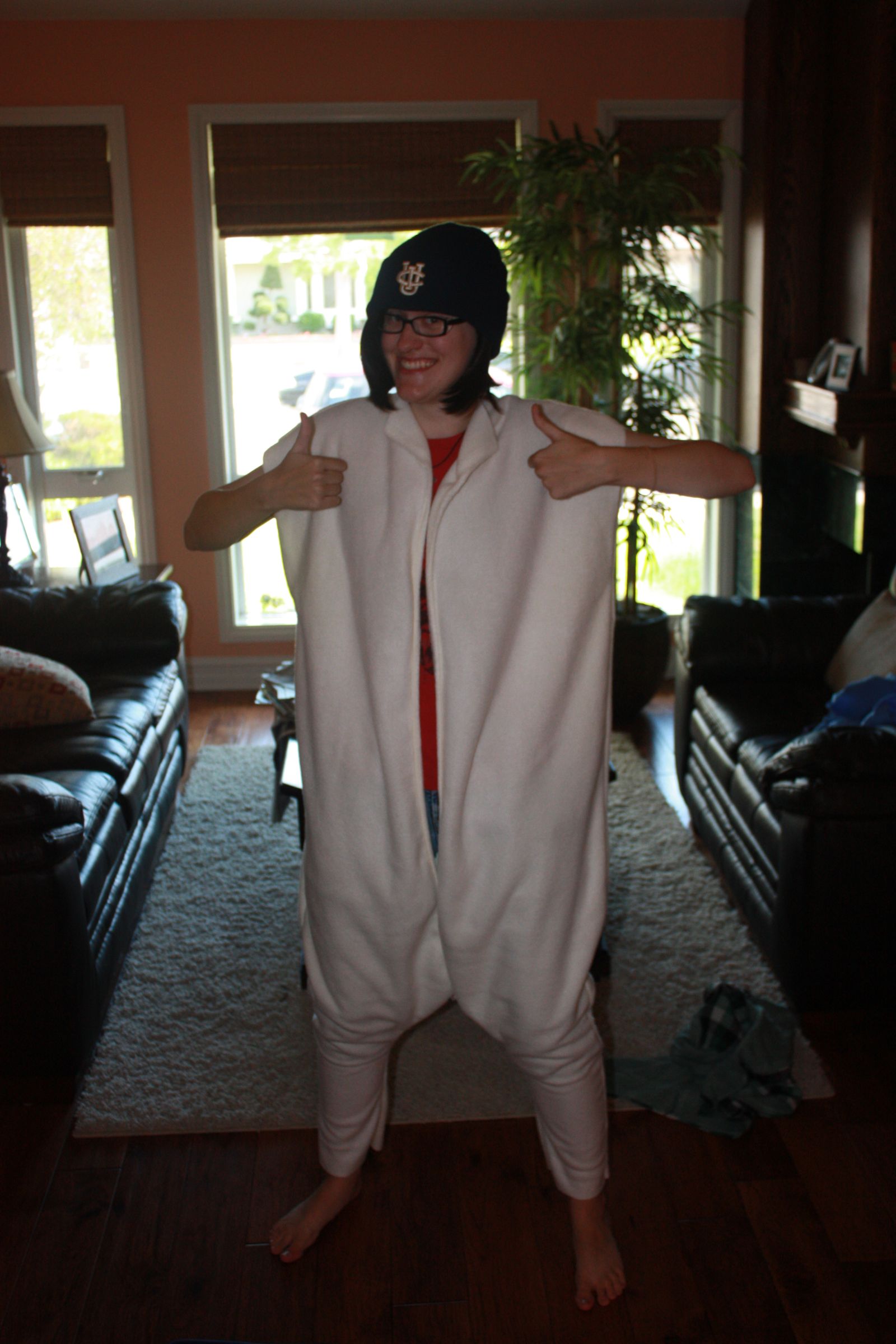 "Snuggie" Character Costume : 19 Steps (with Pictures) - Instructables