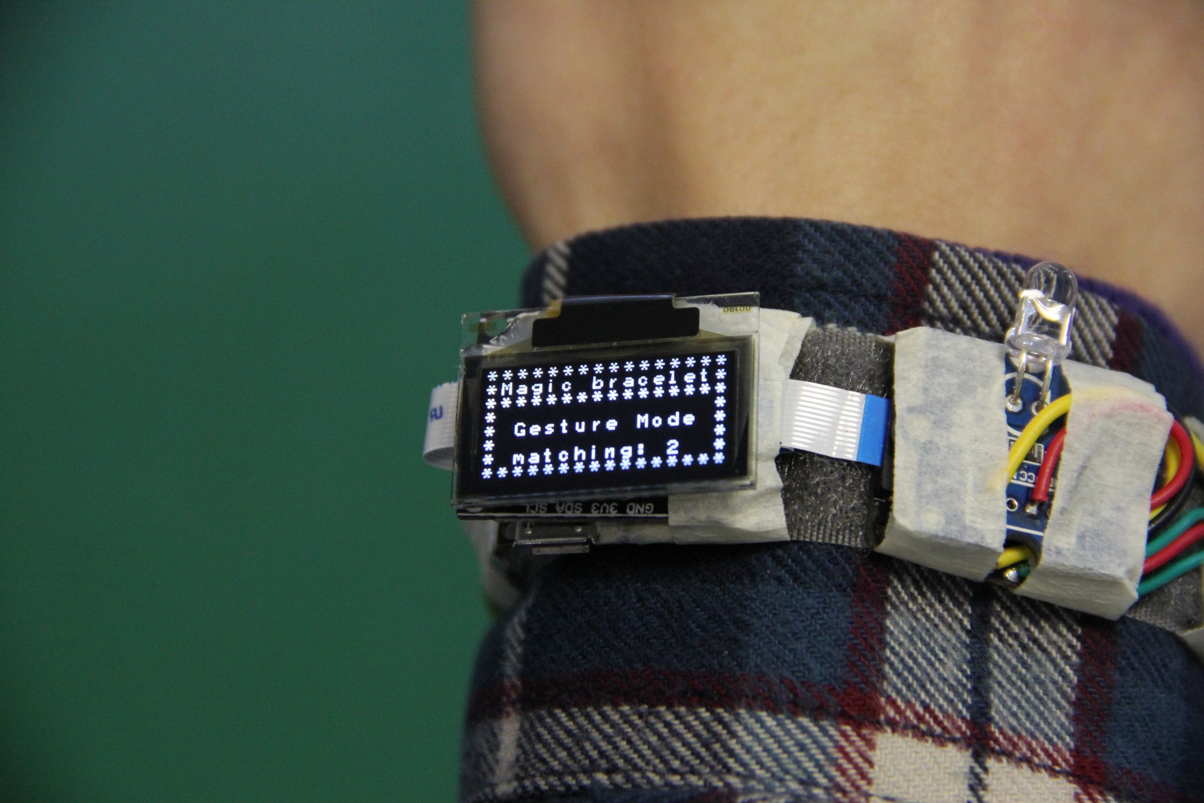 Magic Bracelet : 6 Steps - Instructables