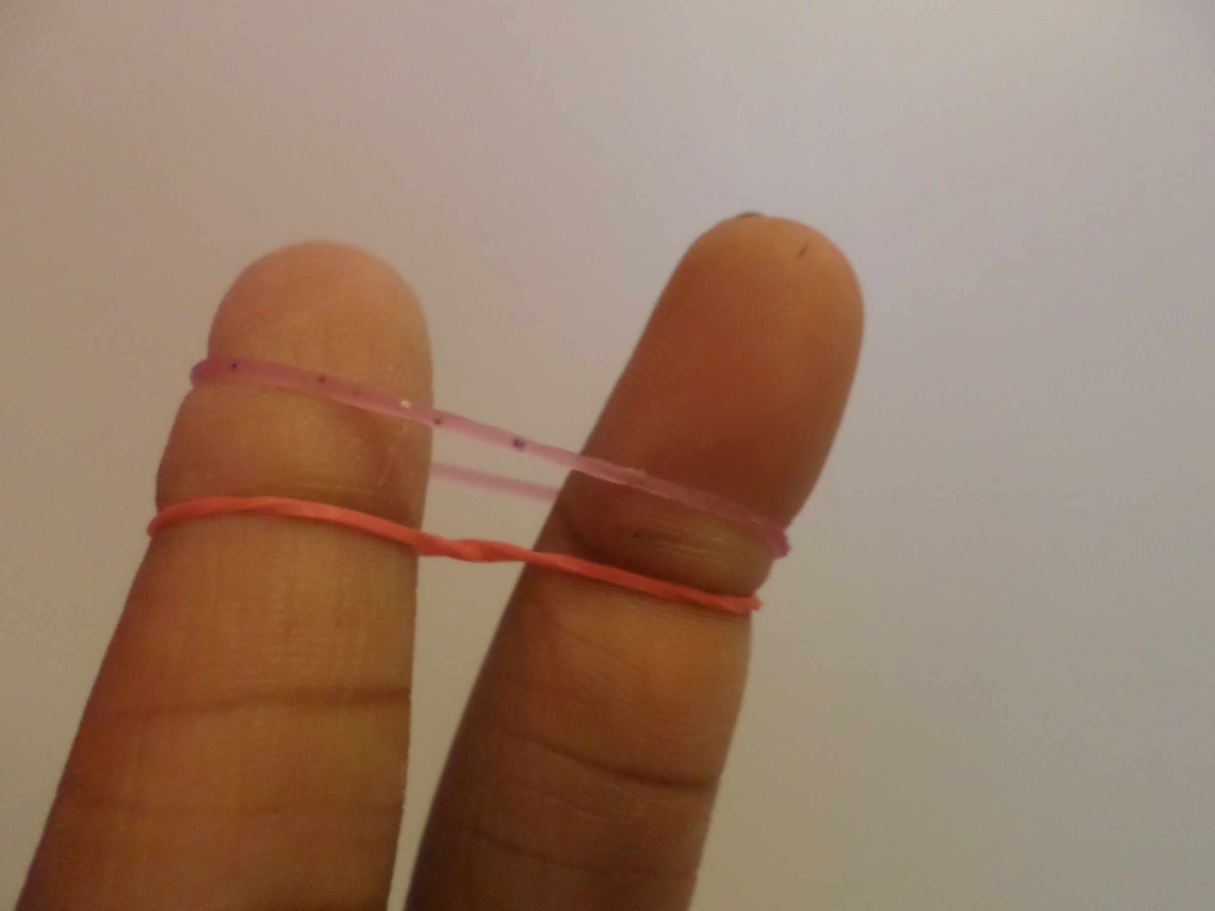 How to Make an Easy Really Cute Loomless Rainbow Loom Bracelet. : 9 ...