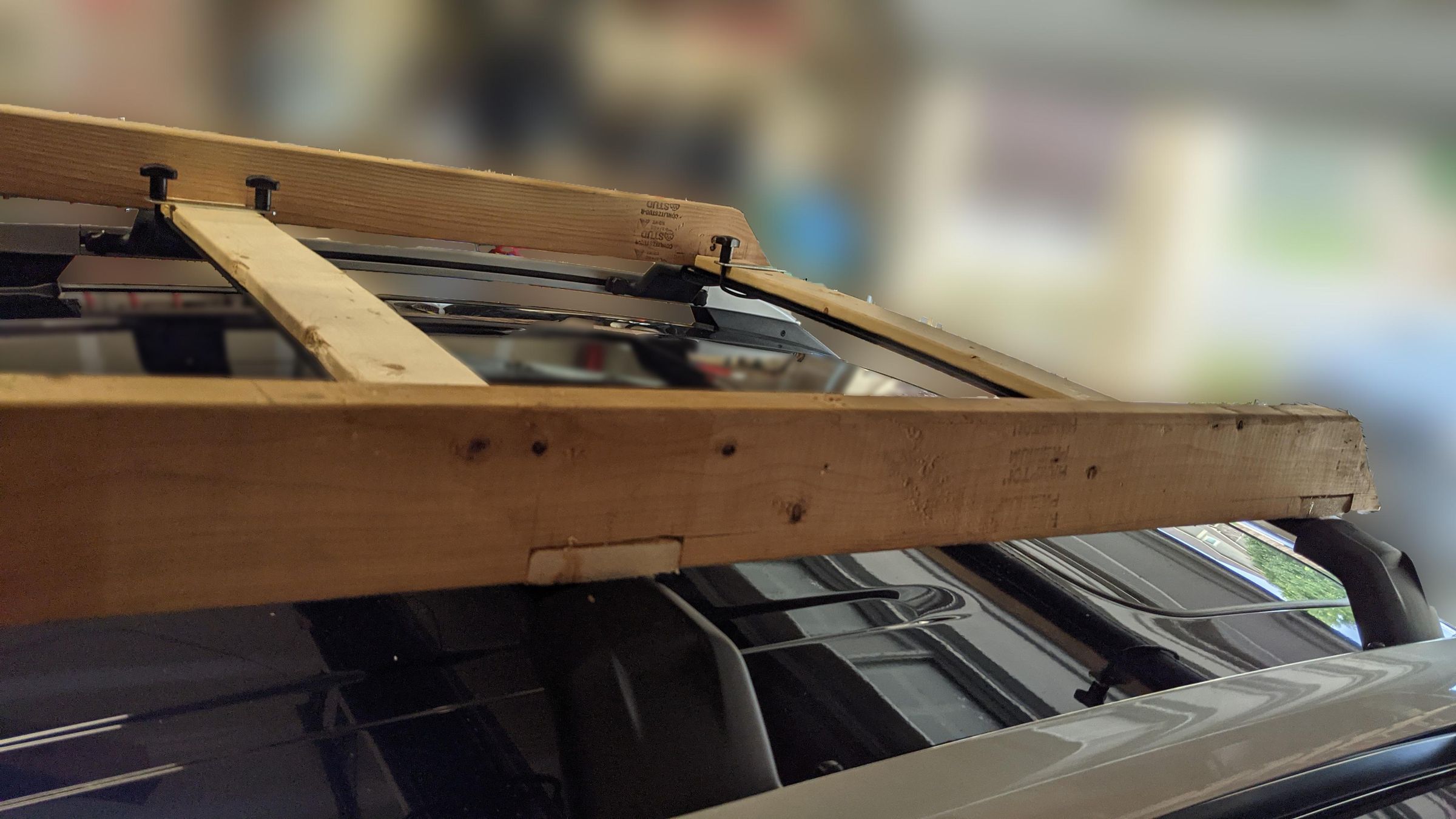 Roof Rack Headache Rack : 5 Steps - Instructables