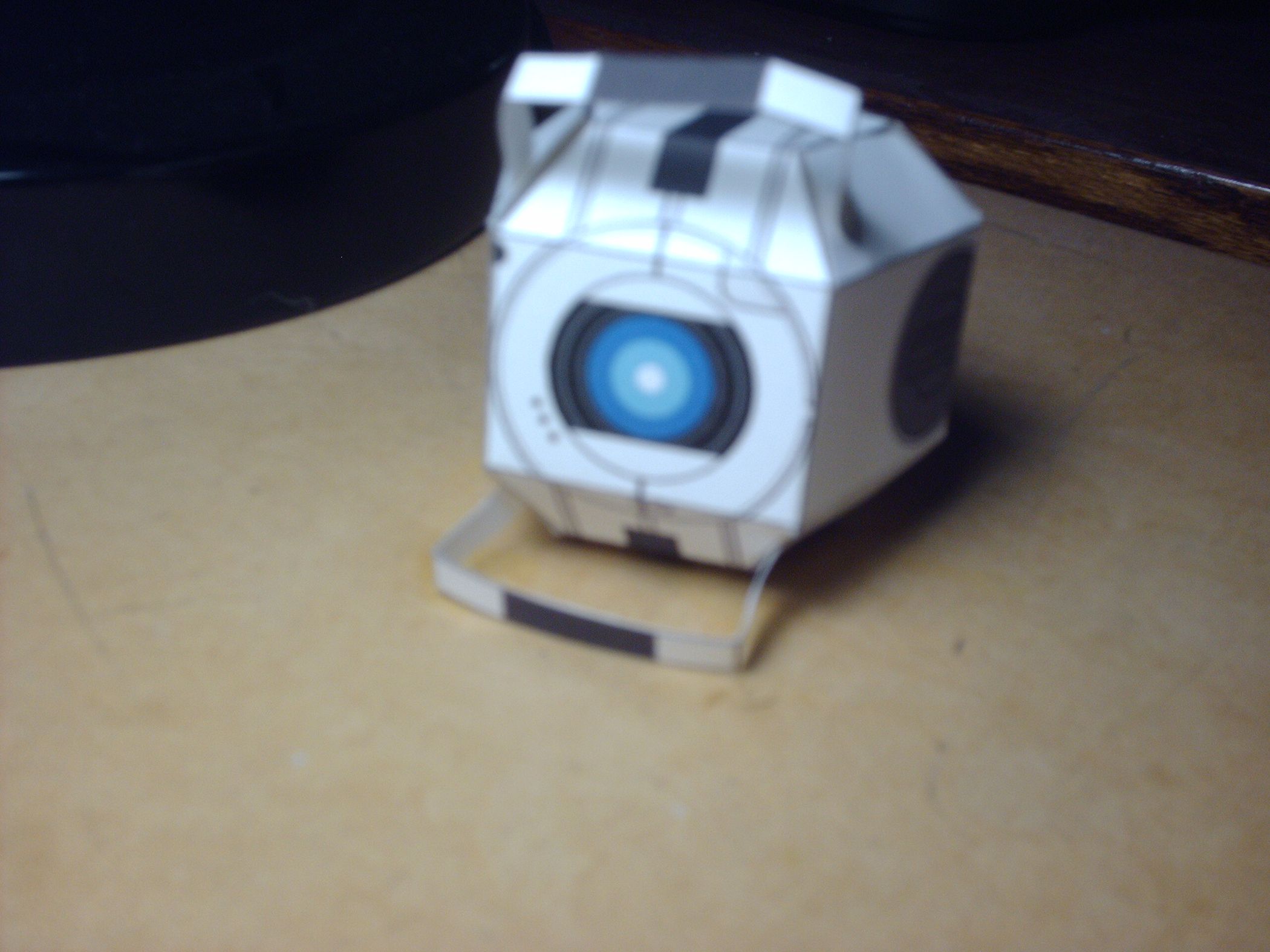 Cubeecraft Wheatley - Instructables