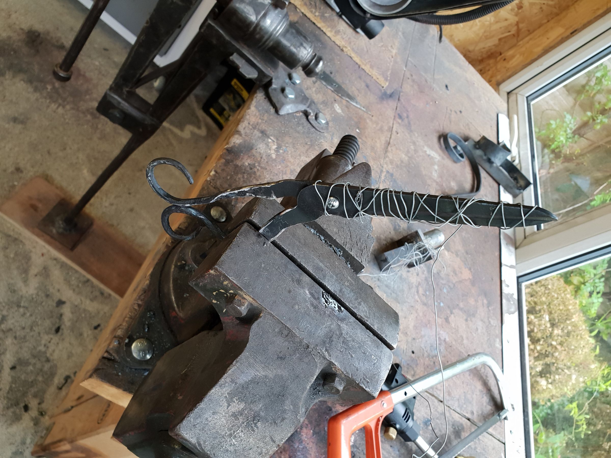 How to Make a Pair of Scissors : 15 Steps (with Pictures) - Instructables