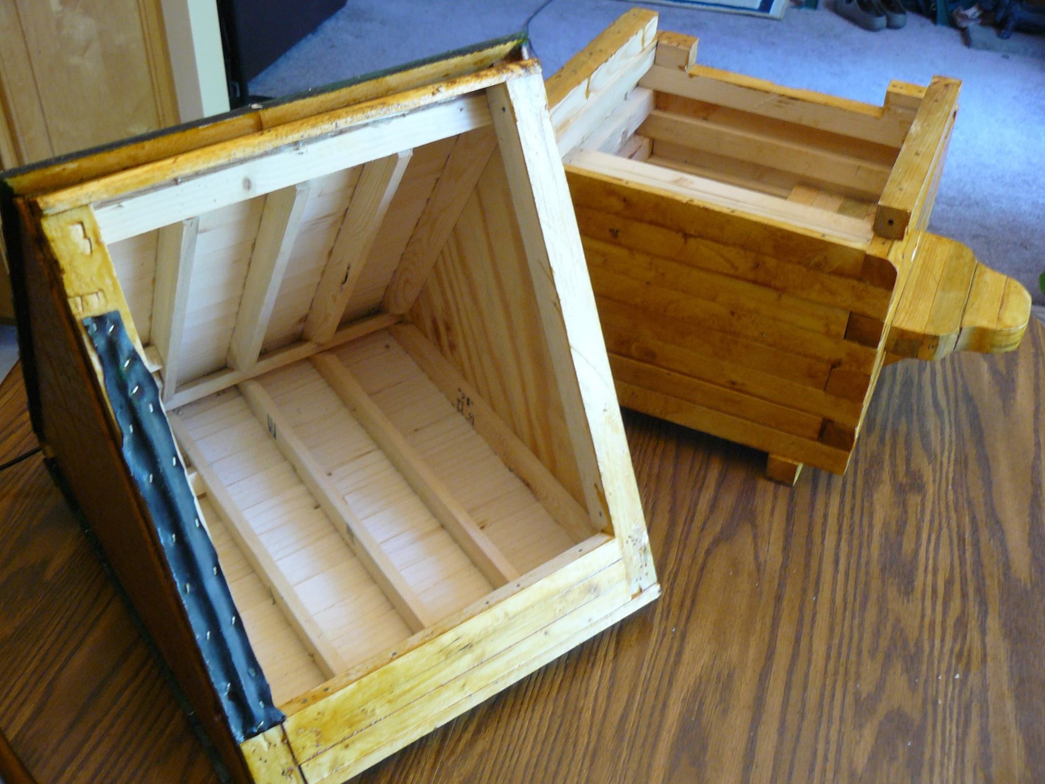 Flying Squirrel House W/Spy Cam : 4 Steps (with Pictures) - Instructables