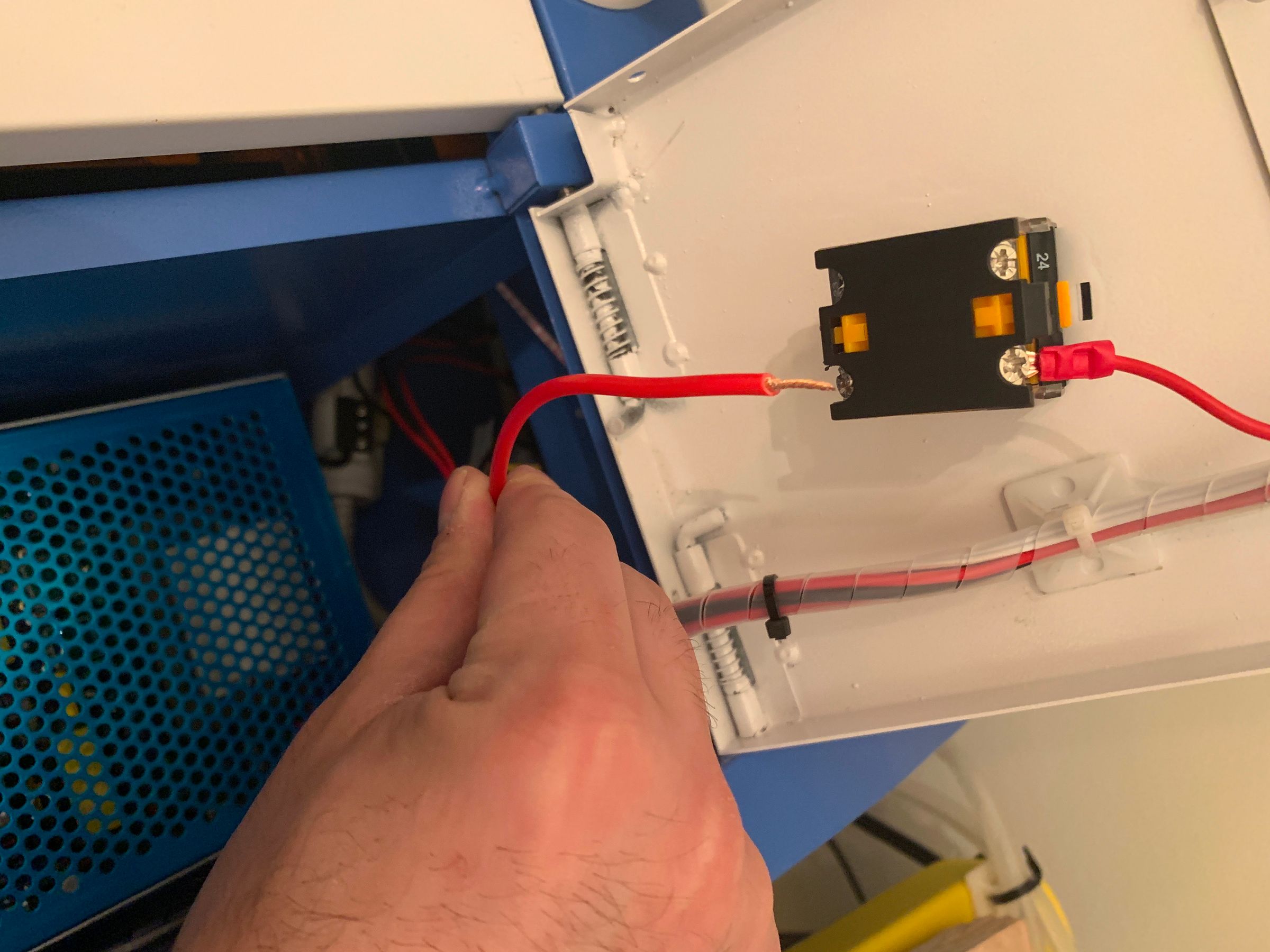 How to Make Interlock Safety Switches for K40 Laser Cutter : 4 Steps ...