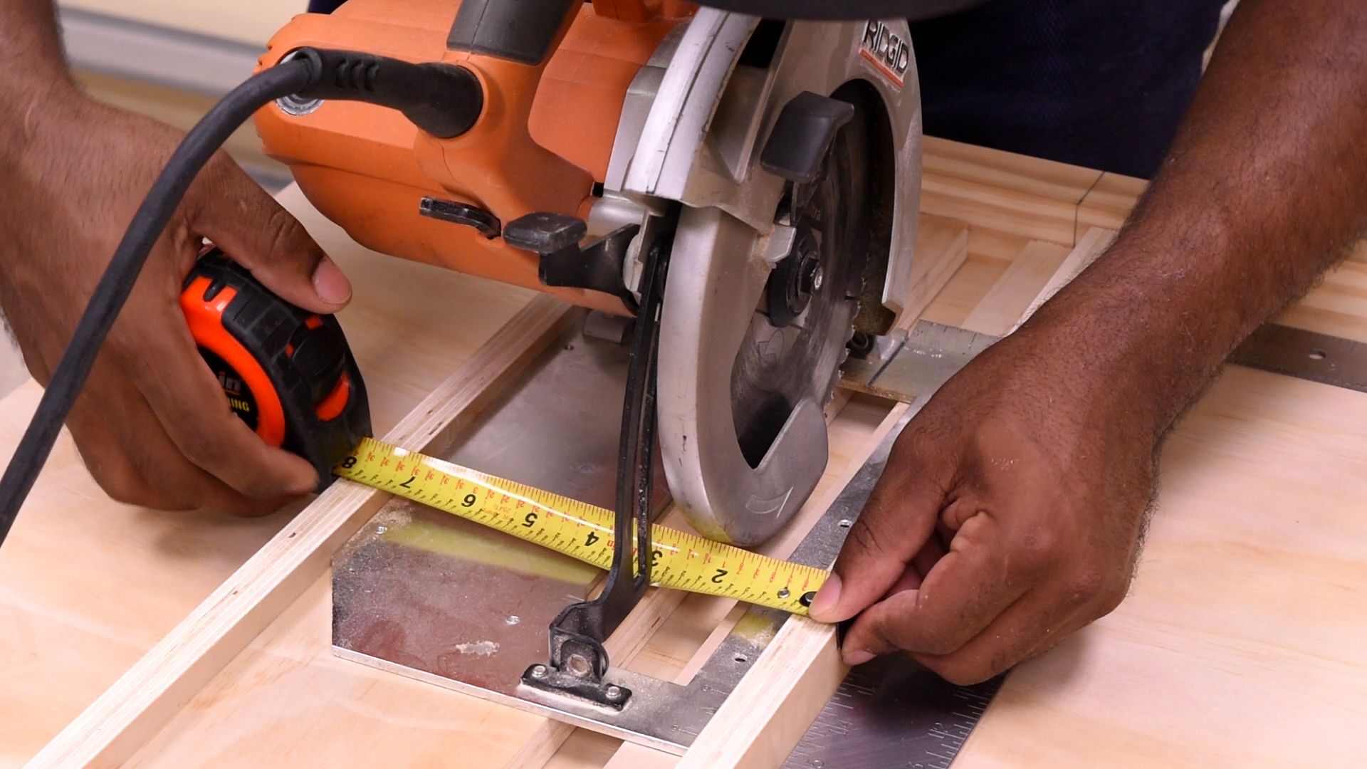 MAX CUT 2 Circular Saw Crosscut & Miter Jig : 11 Steps (with Pictures ...