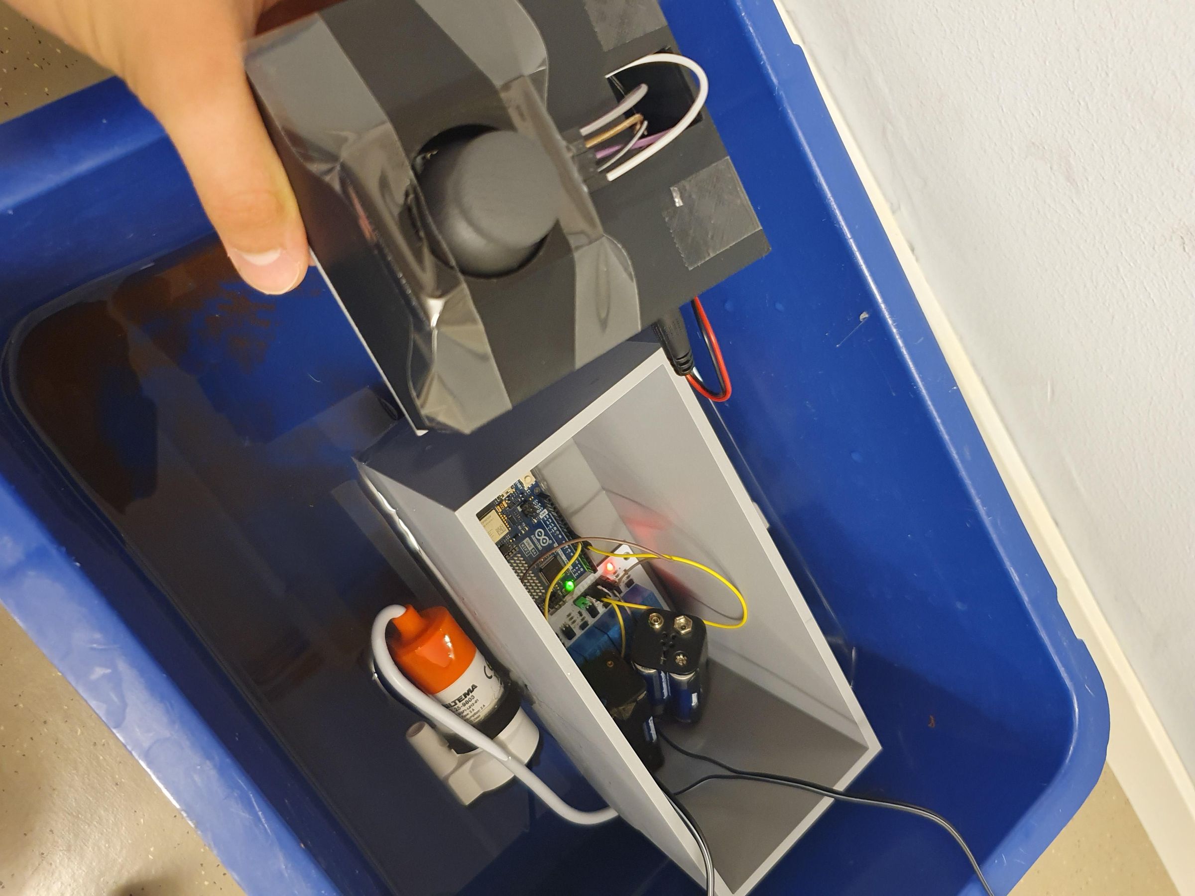 Pumpdriven Båt : 6 Steps - Instructables