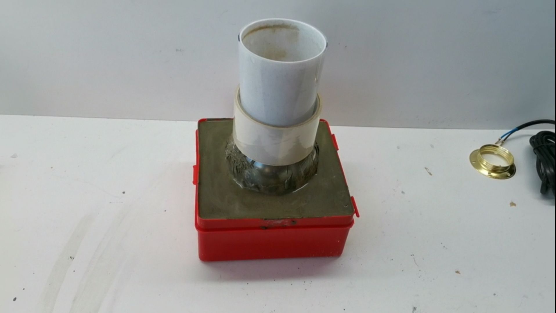 How to Make a Concrete Lamp? : 12 Steps (with Pictures) - Instructables