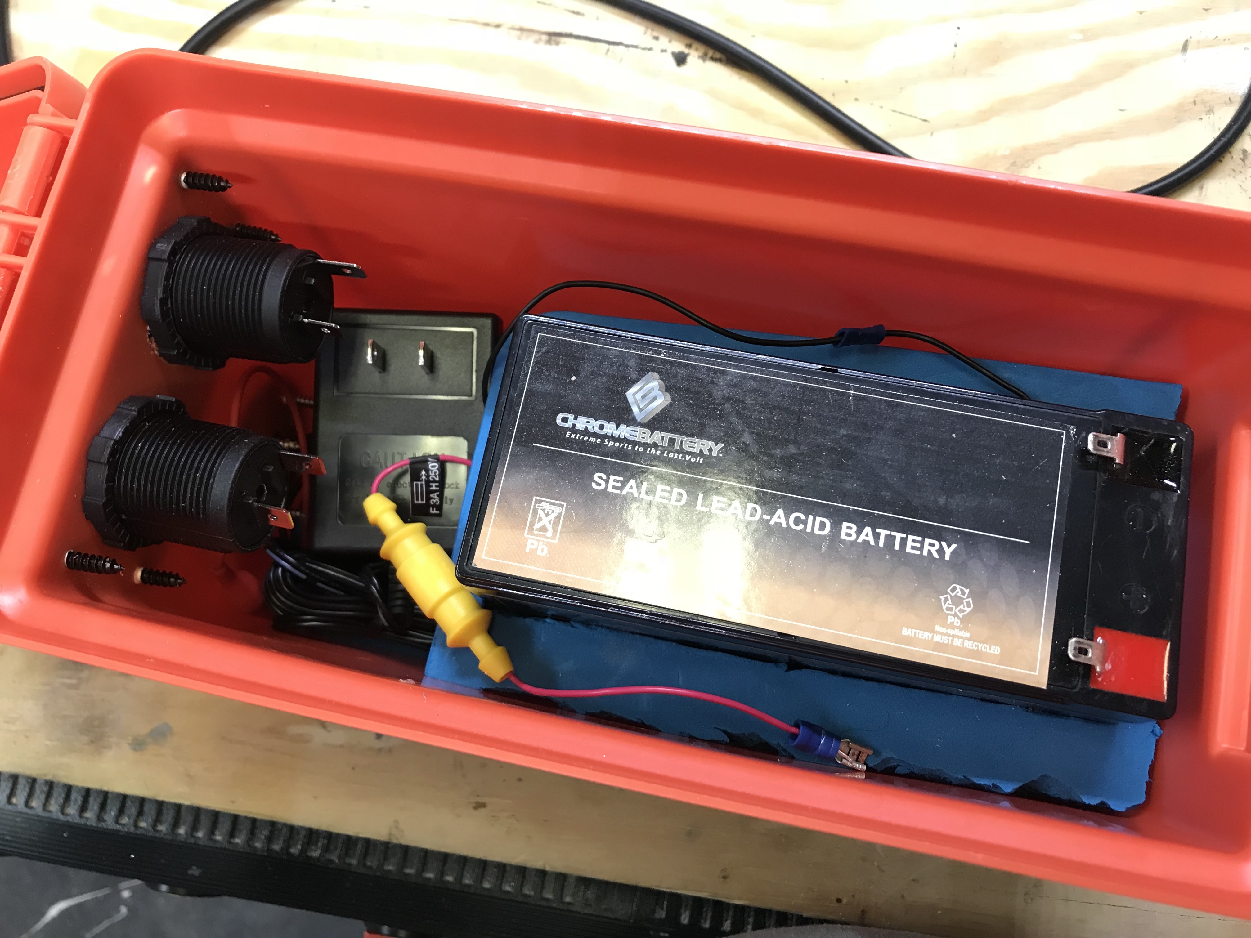 Easy to Make Battery Pack for Kayak : 5 Steps (with Pictures ...