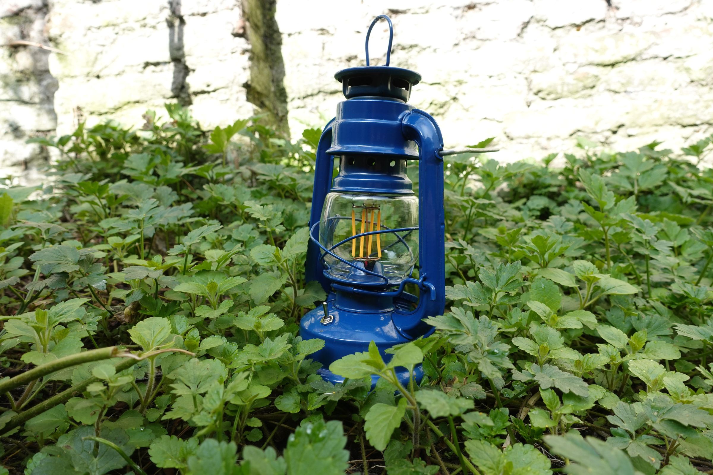 Turning a Broken Oil Lamp Into a Battery Powered LED Lamp : 3 Steps ...