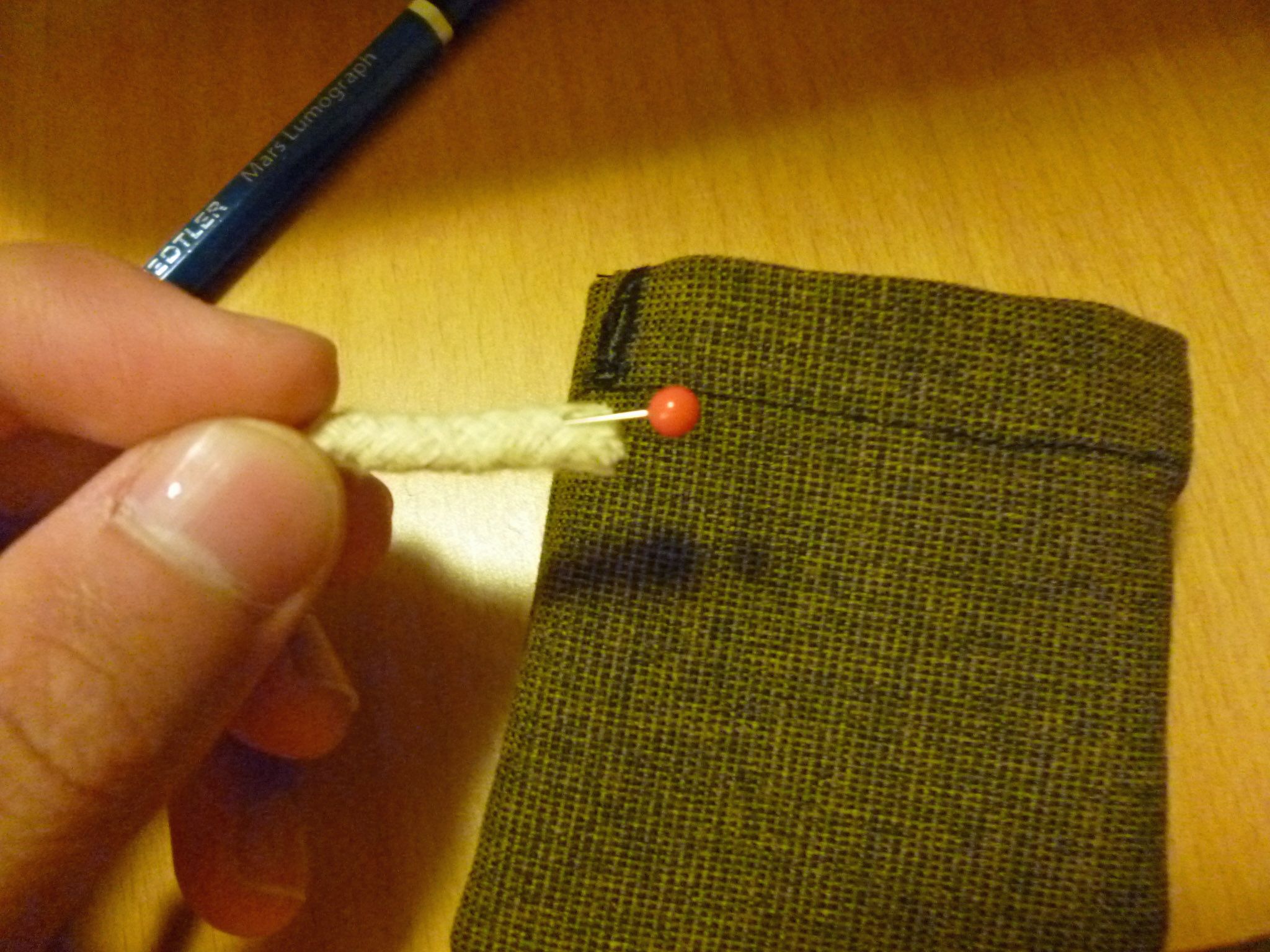 Small, Rustic Dice Bag : 17 Steps (with Pictures) - Instructables